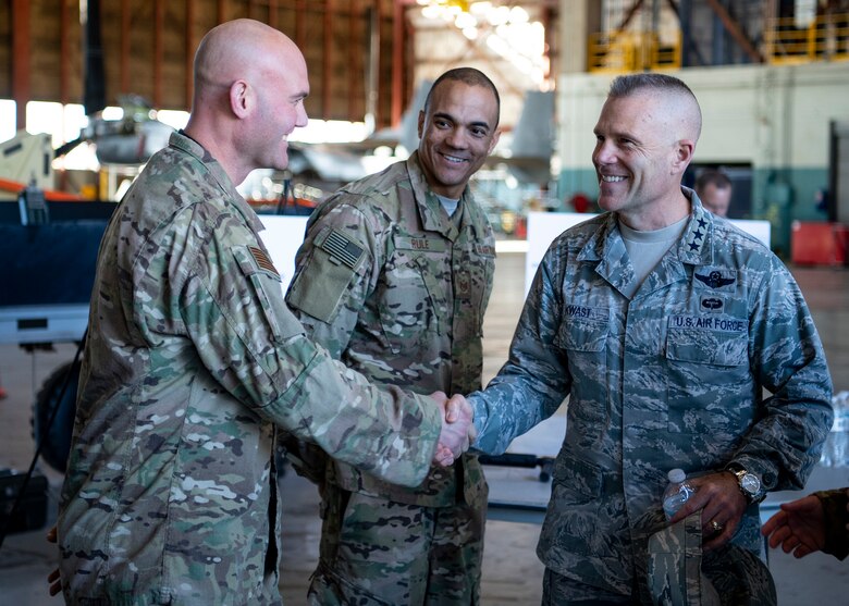 AETC commander visits Kirtland, 58th SOW > Air Education and Training ...
