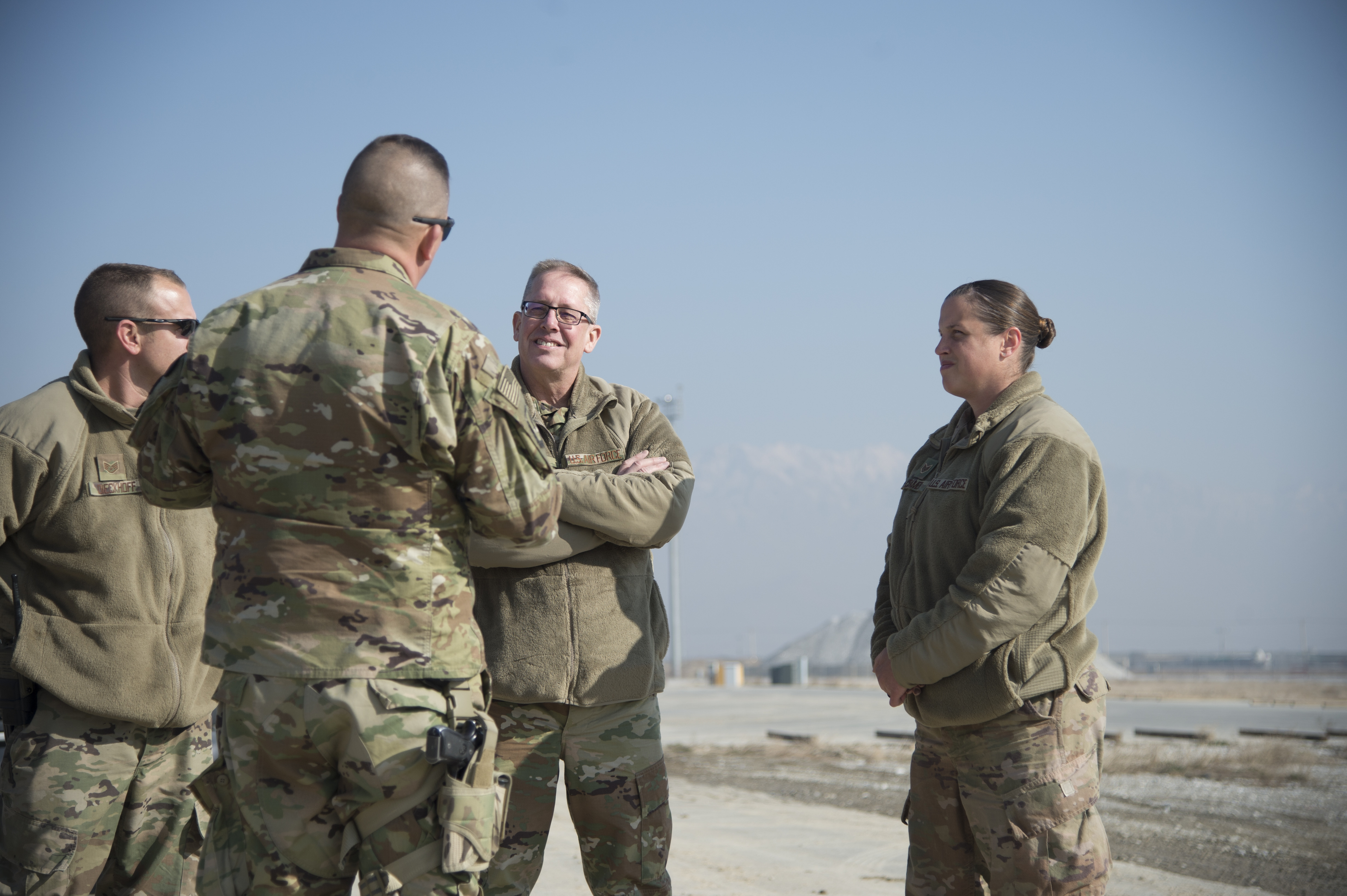 Nebraska adjutant general visits deployed Guardsmen > U.S. Air Forces ...