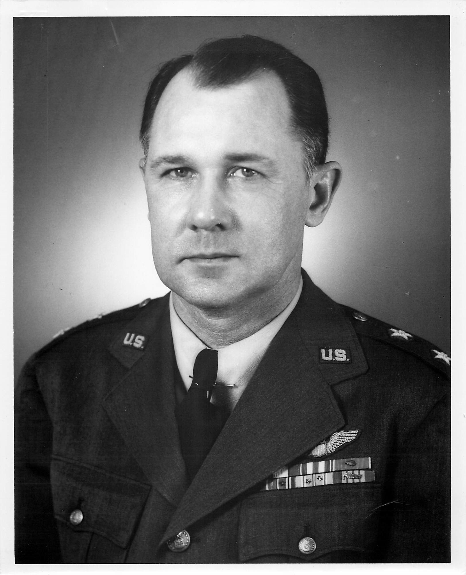 MAJOR GENERAL AUGUST W. KISSNER > Air Force > Biography Display