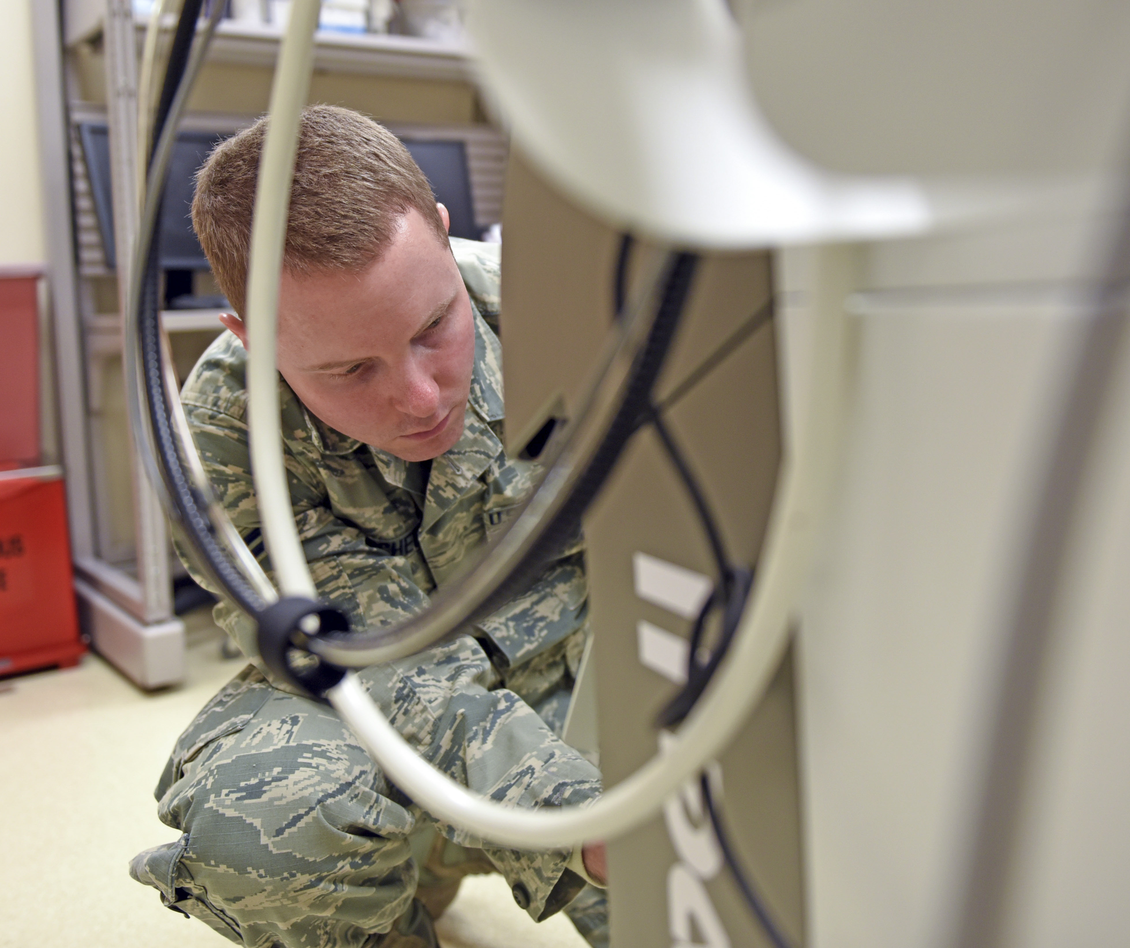 375th MDSS team repairs life-saving equipment across 13 states > Scott ...