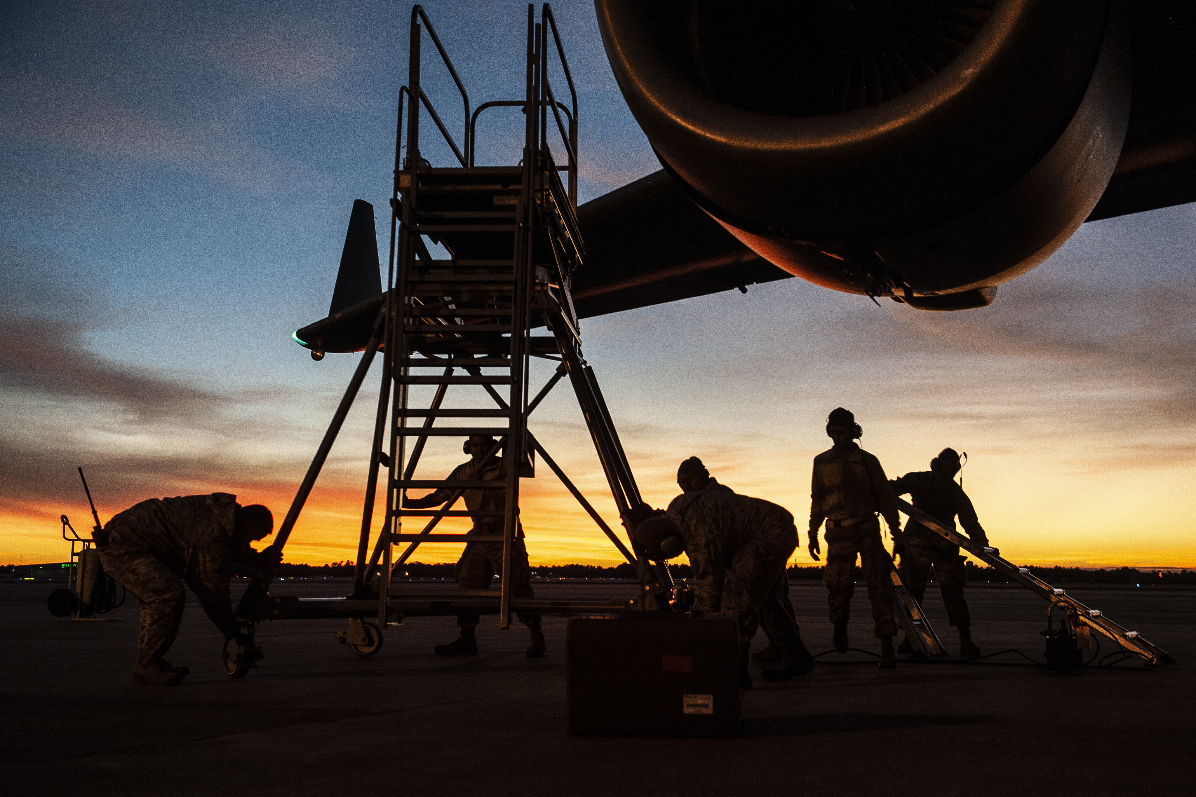 Hawaii guardsmen deliver airlift for exercise Southern Strike 19 > Air ...