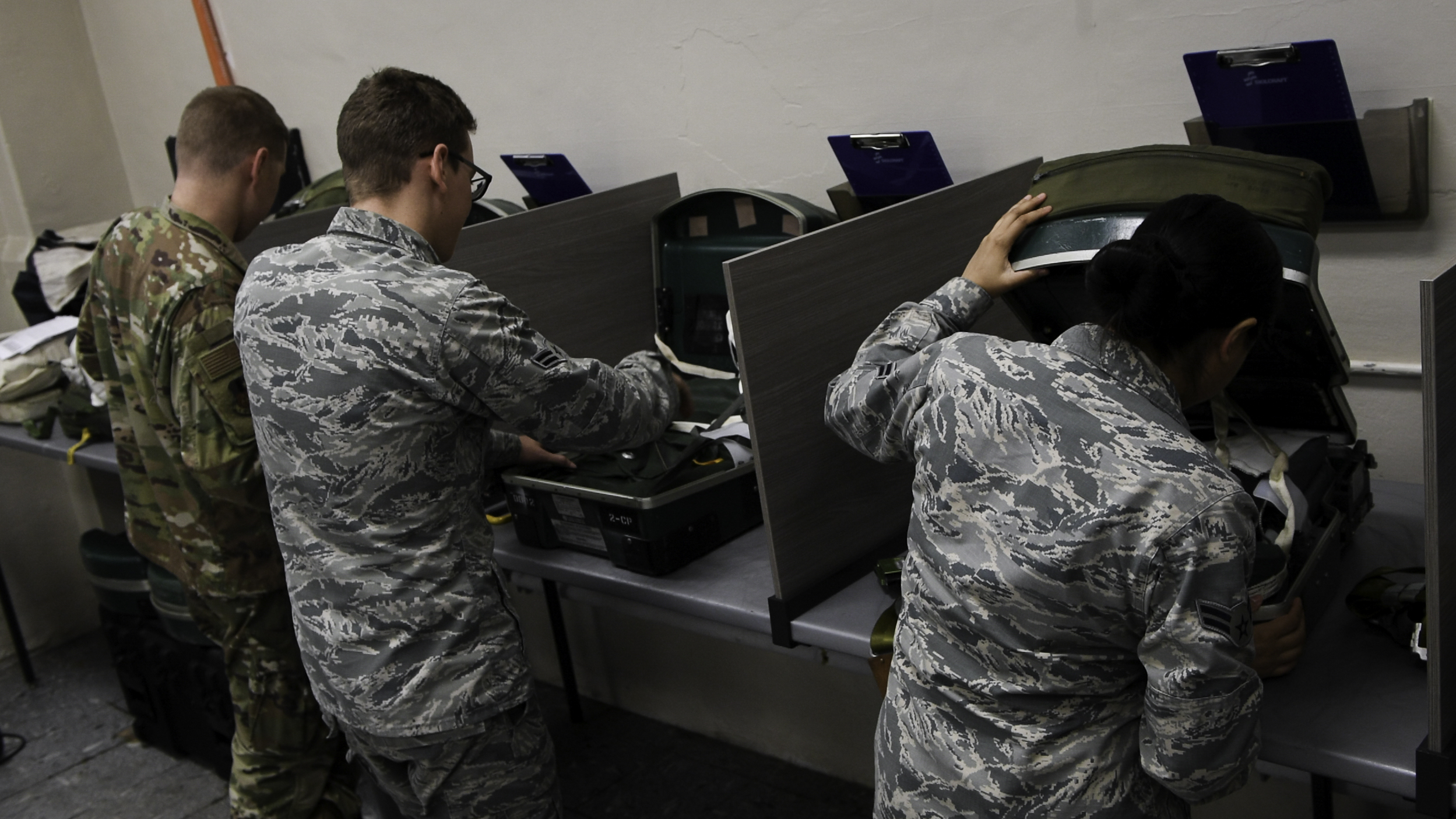 Aircrew flight equipment: The right equipment for a global mission ...