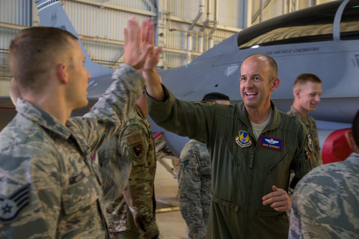 412th command duo visits weapons team > Edwards Air Force Base > News