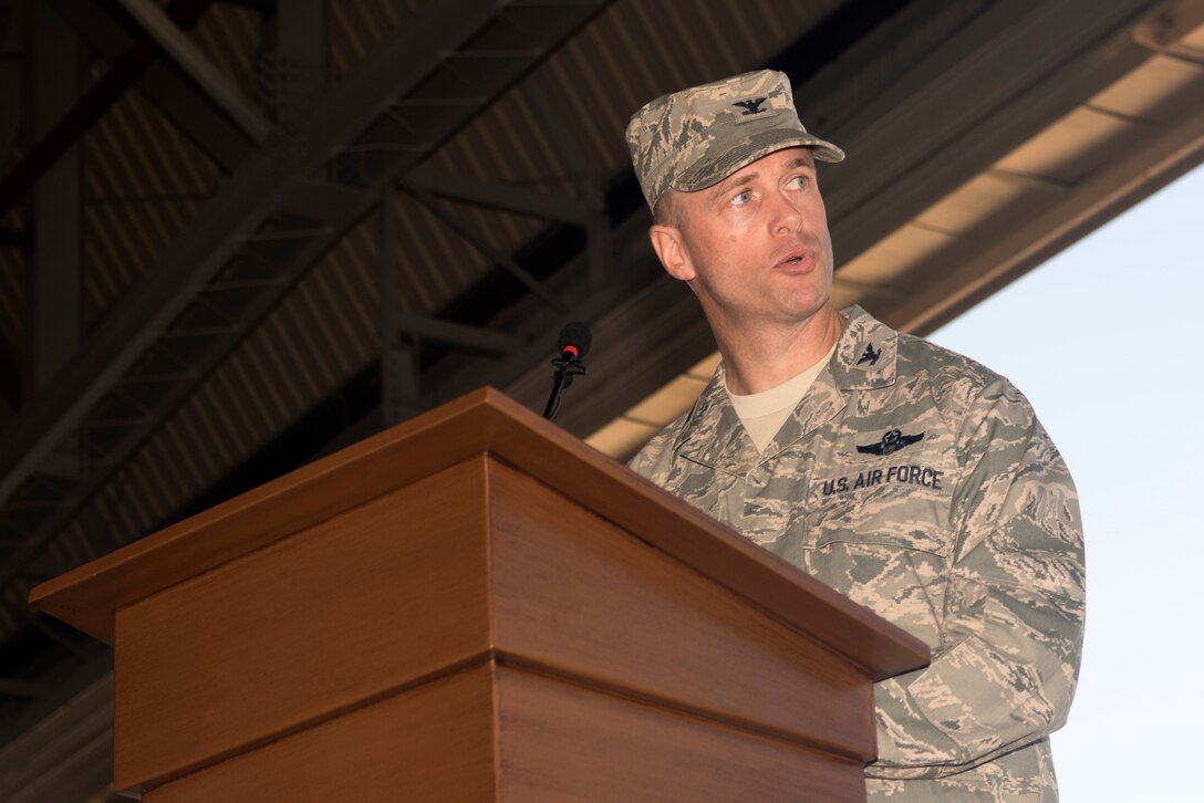 Team Titan welcomes new commander