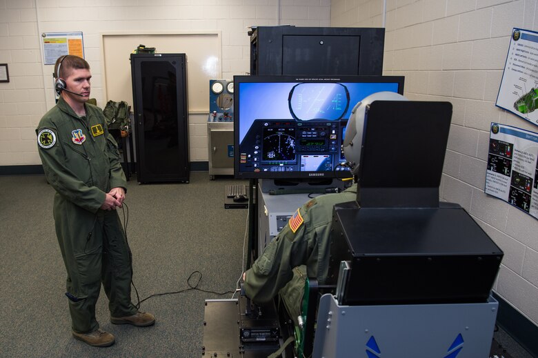 Air, land, sea: ROBD hypoxia training > Air Force Safety Center ...