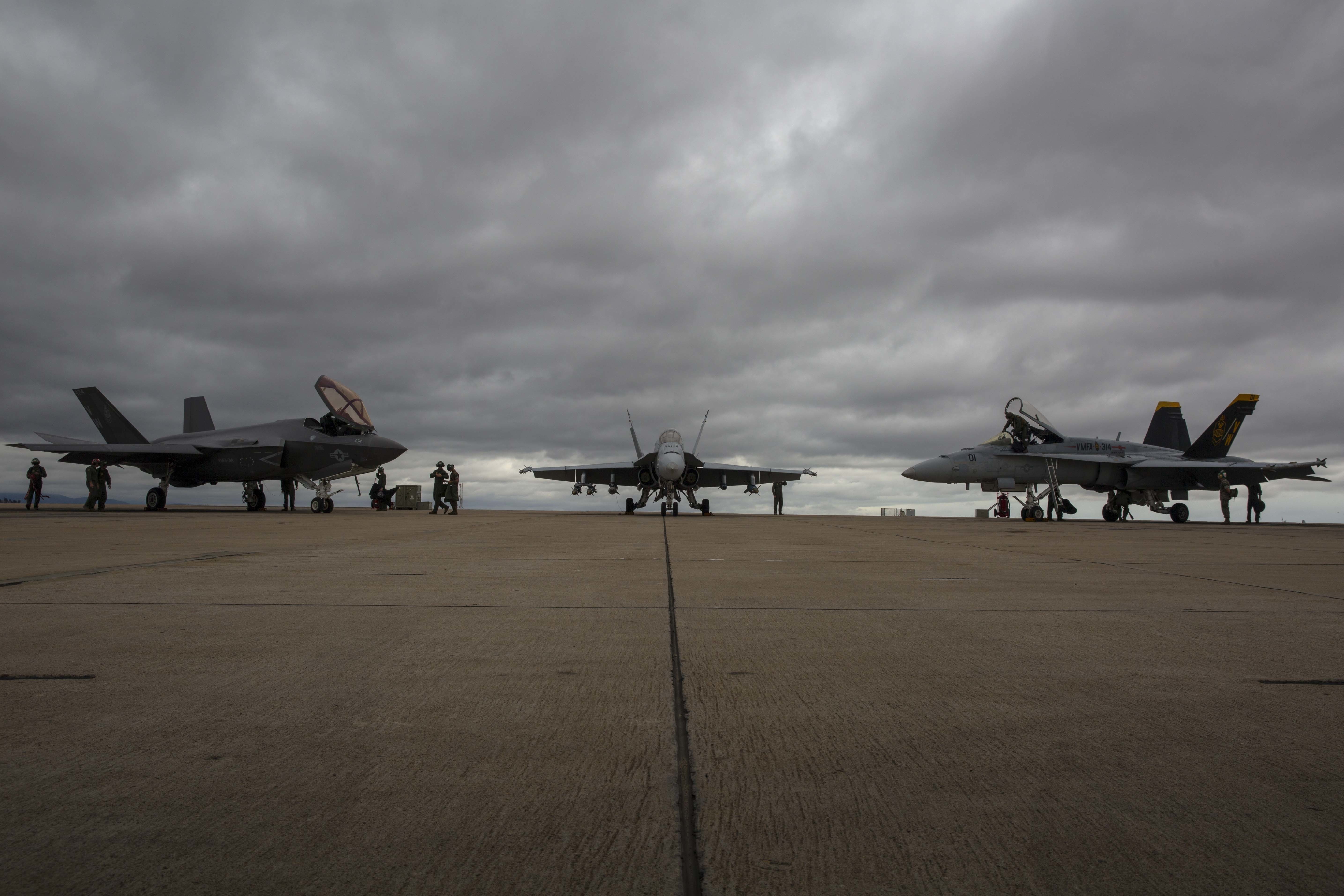 VMFA-314 Sun Down