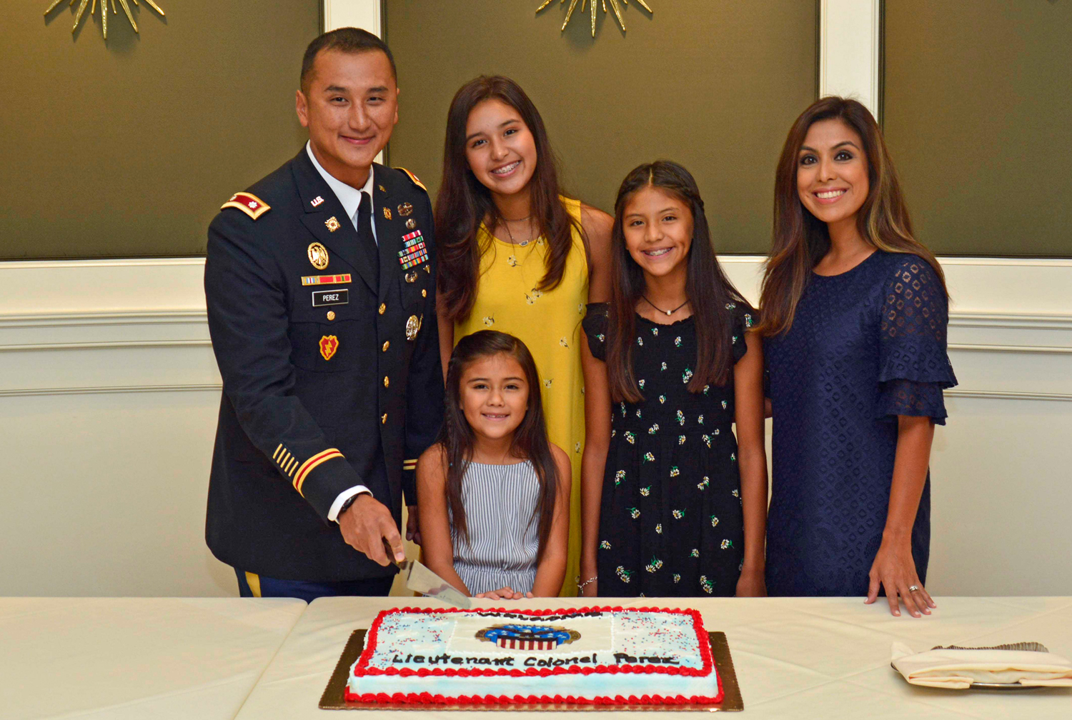 Perez takes command of Americas at Houston > Defense Logistics Agency ...