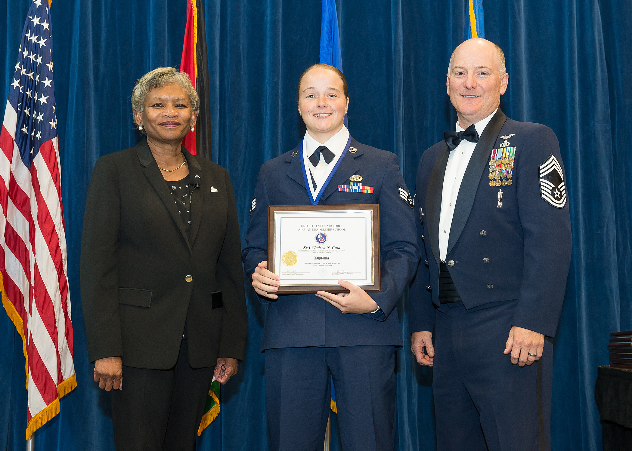 Photos - Page 22 - Category Enlisted Professional Military Education