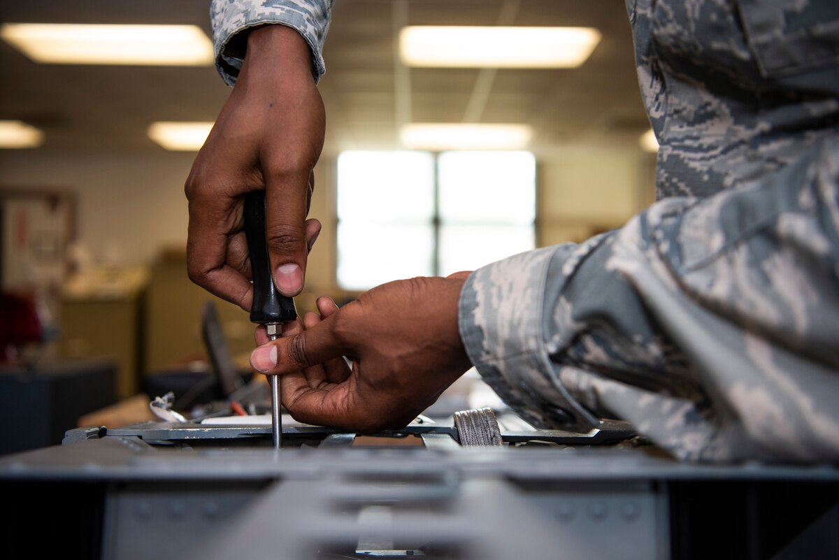 Restoring B-1 readiness: Egress works around the clock > Dyess Air ...