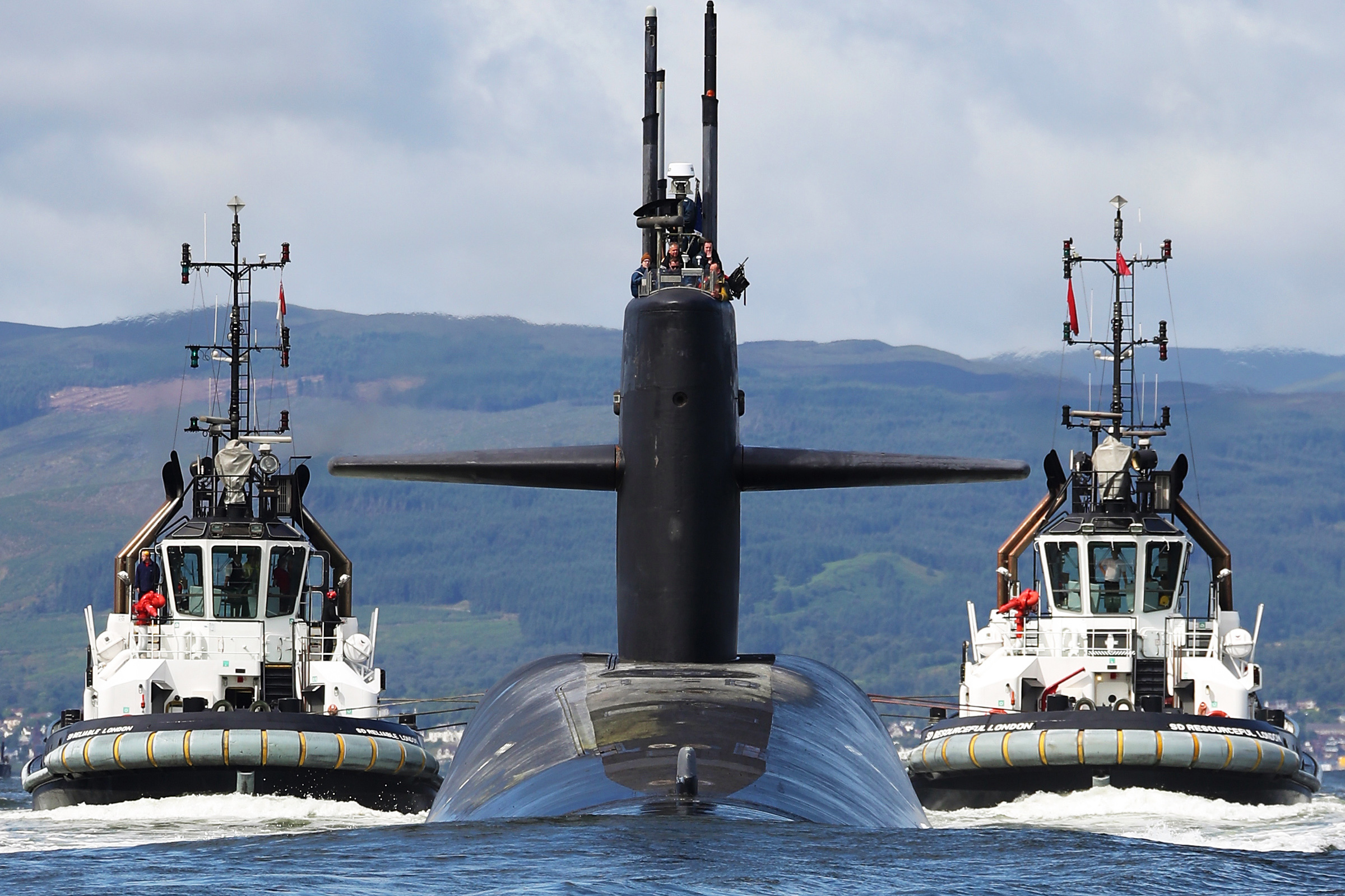 The ballistic missile submarine USS Alaska arrives at Her Majesty’s ...