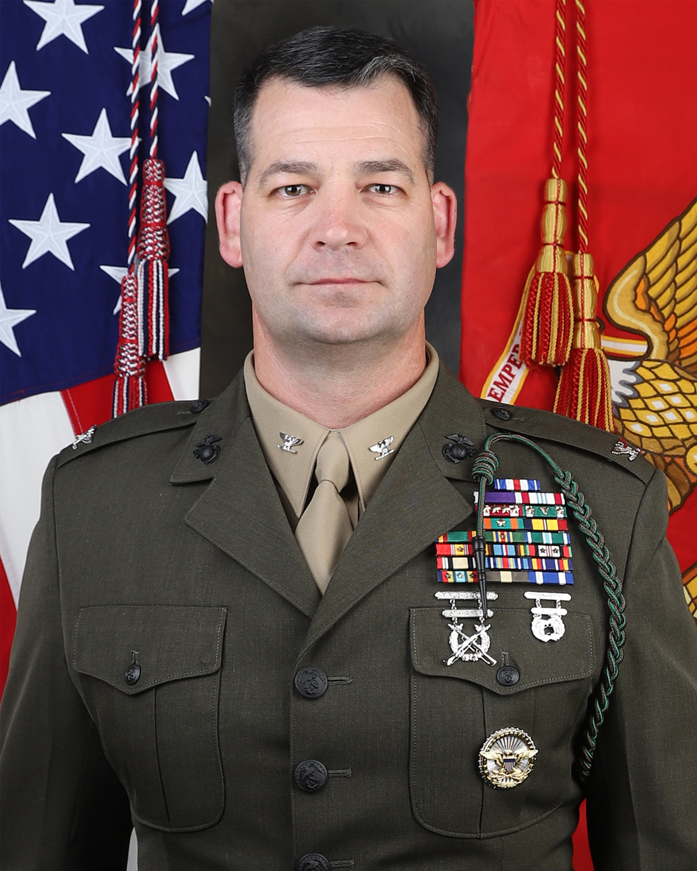 Col. Rob Weiler > 1st Marine Division > Leaders