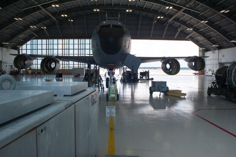 KC-135 depot maintenance, first at MacDill > MacDill Air Force Base ...