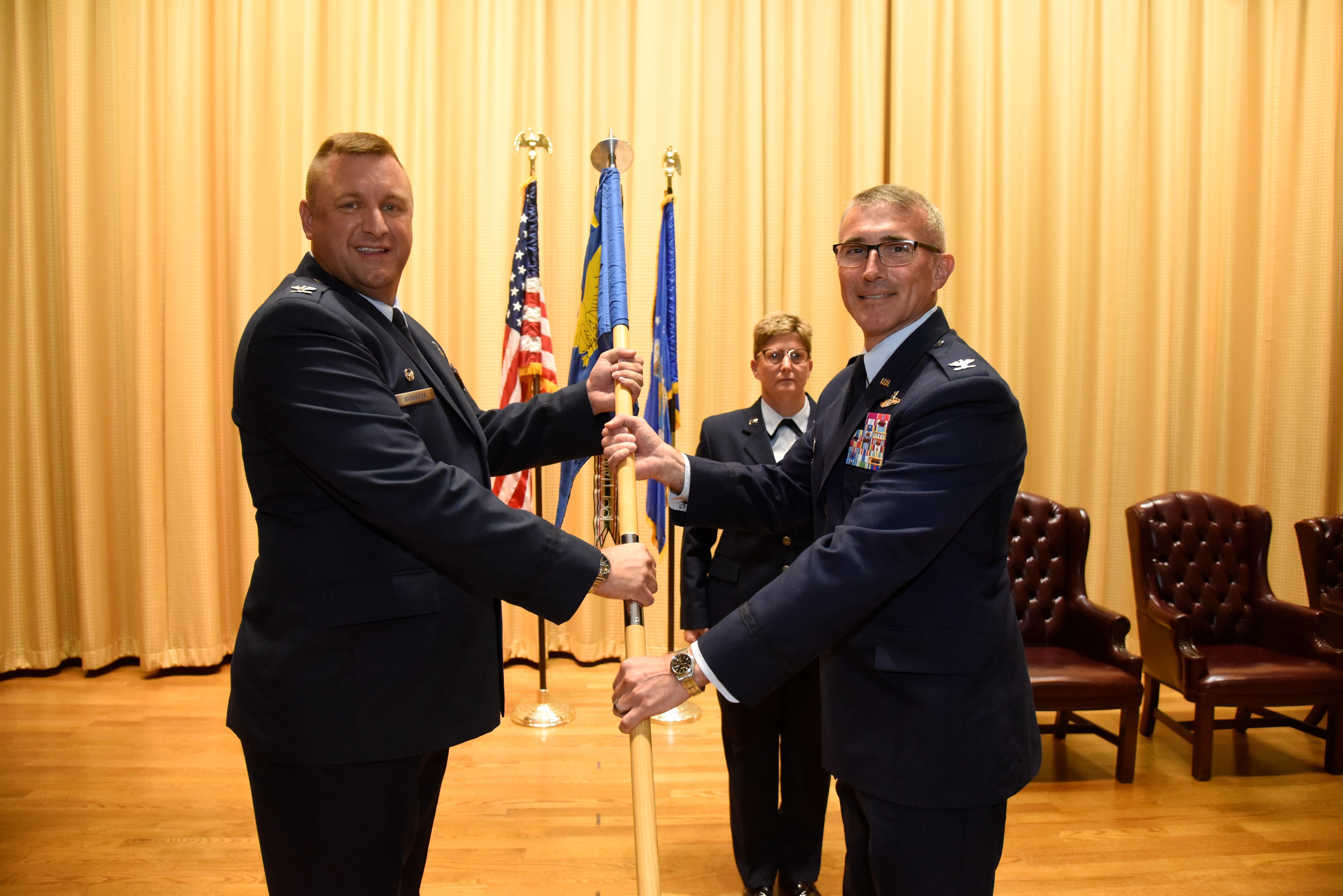 Col Mach assumes command of 927 OG > 927th Air Refueling Wing > Article ...