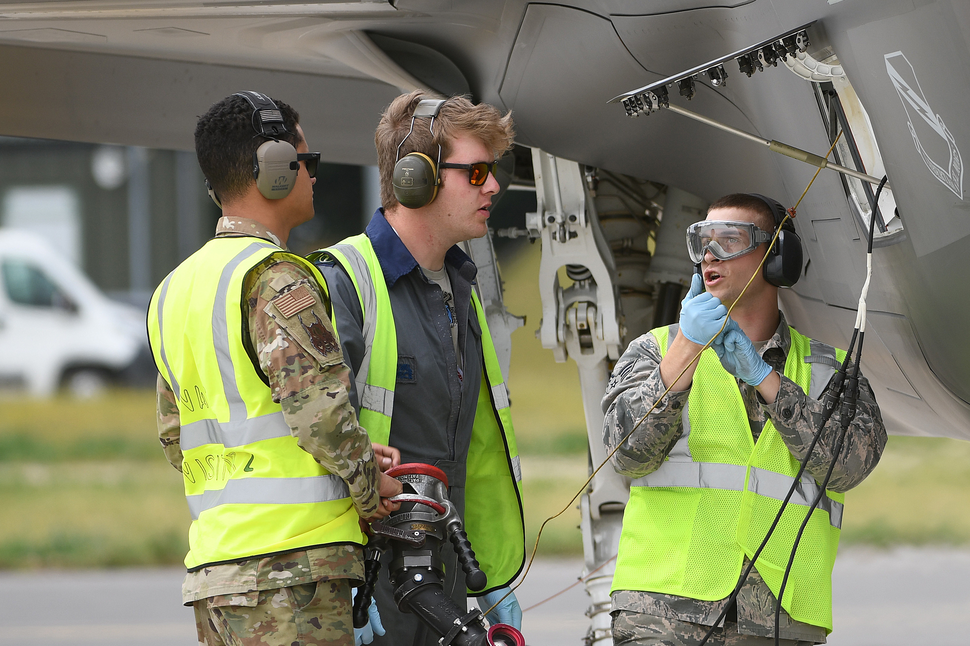 US, RAF perform first joint F-35A hot pit refueling training > Air ...