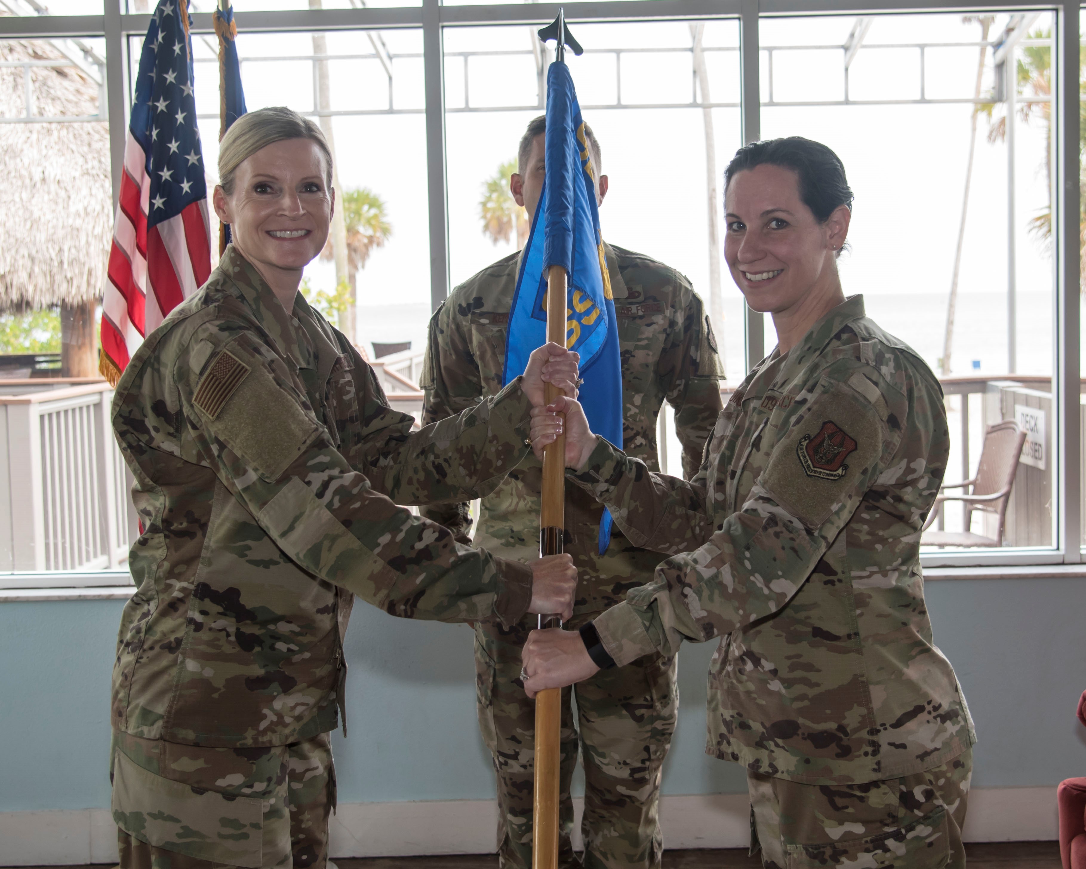 927th Maintenance Squadron welcomes new commander