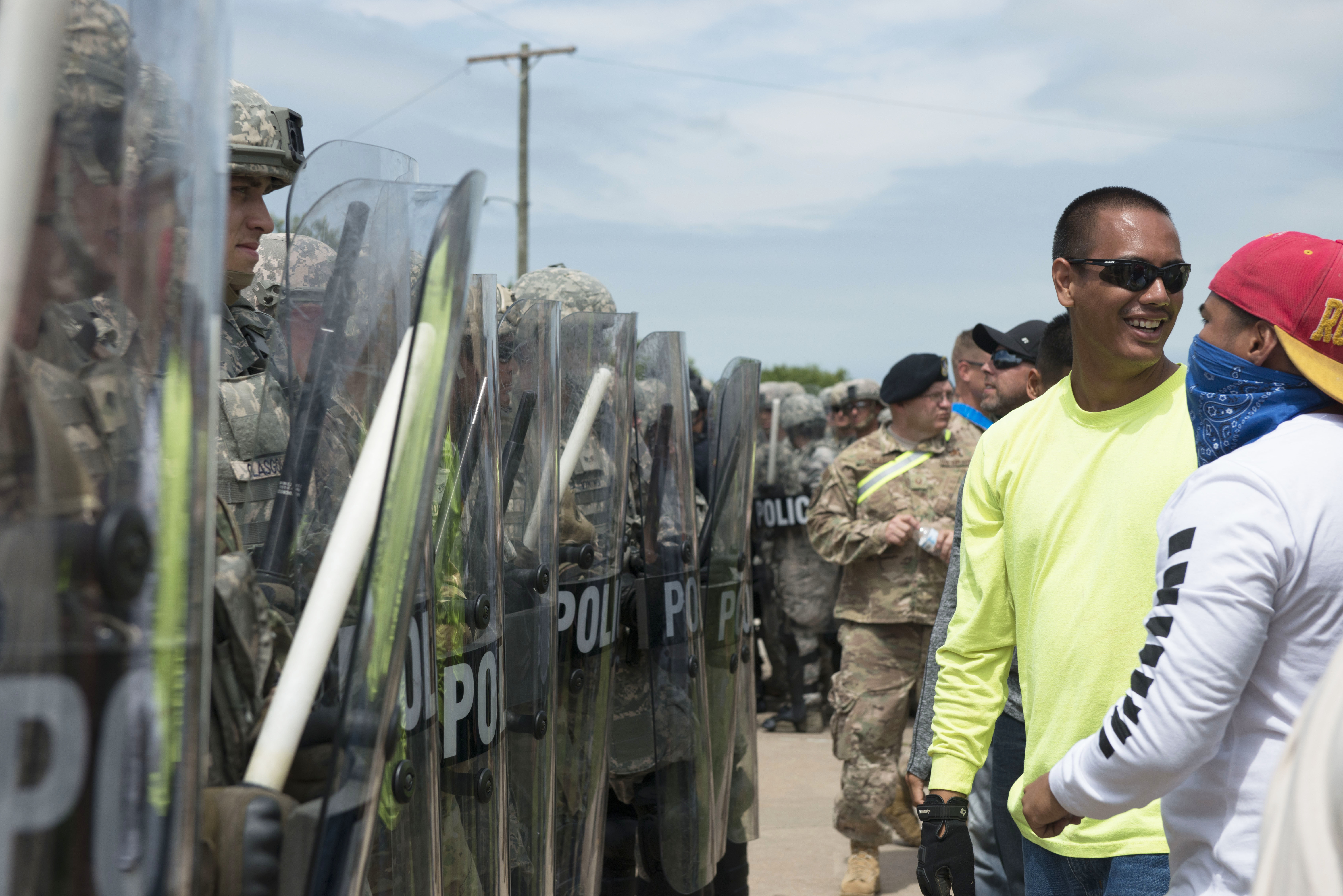 Guardsmen and Wisconsin State Patrol conduct riot-control training at ...