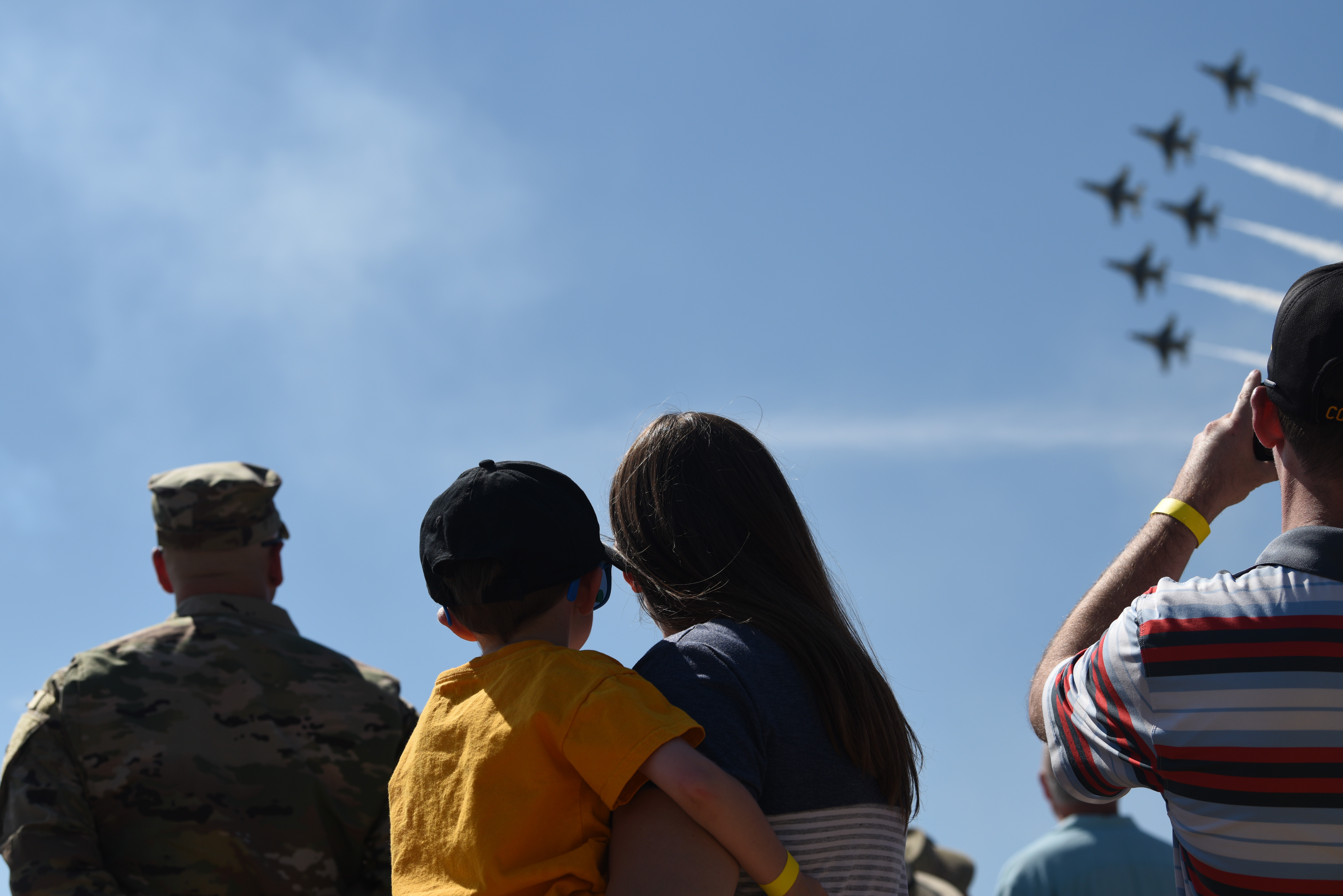 USAF Thunderbirds return to CFD > Air Force Test Center > News