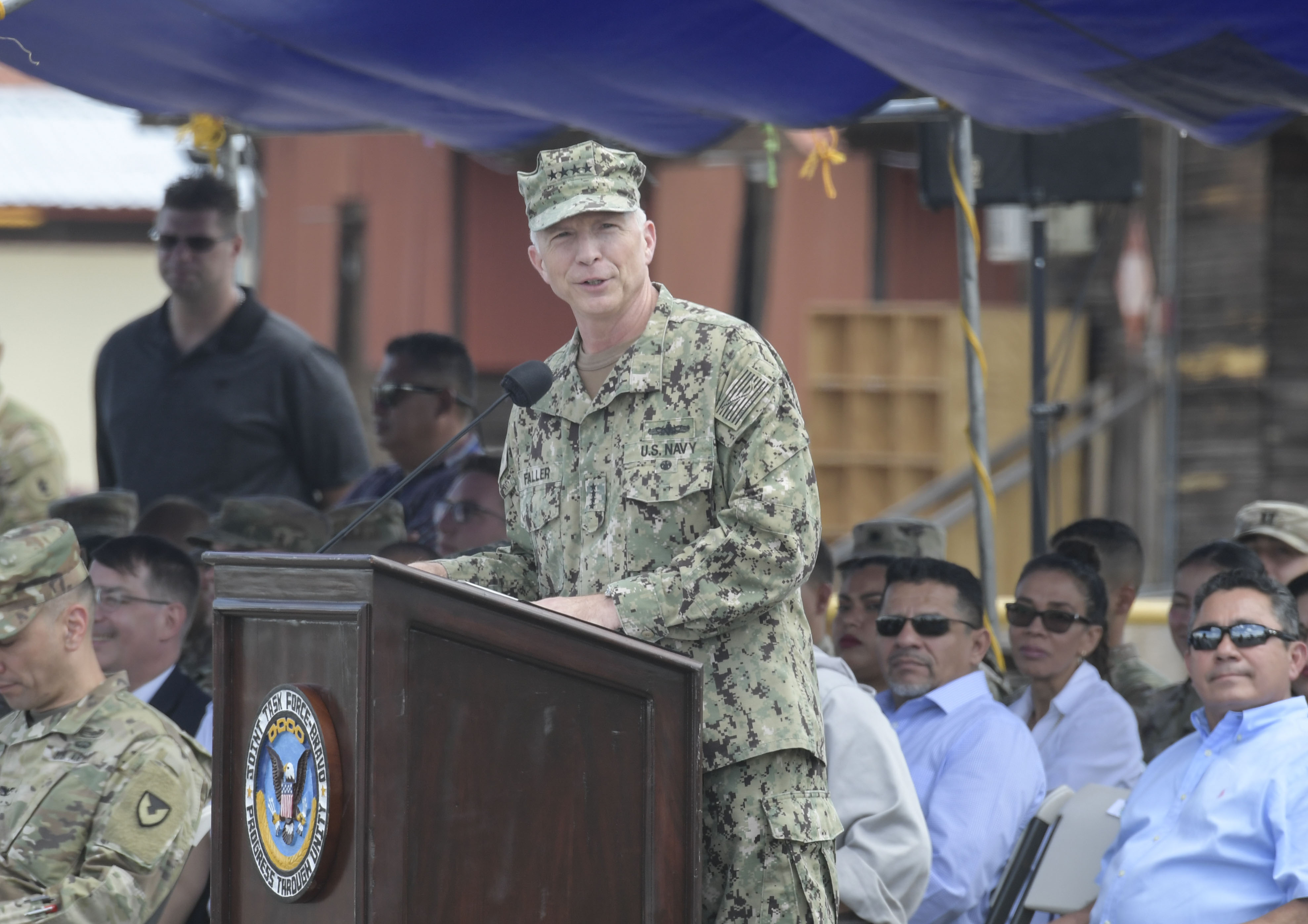 New Leader Assumes Command of JTF-Bravo > U.S. Southern Command > News