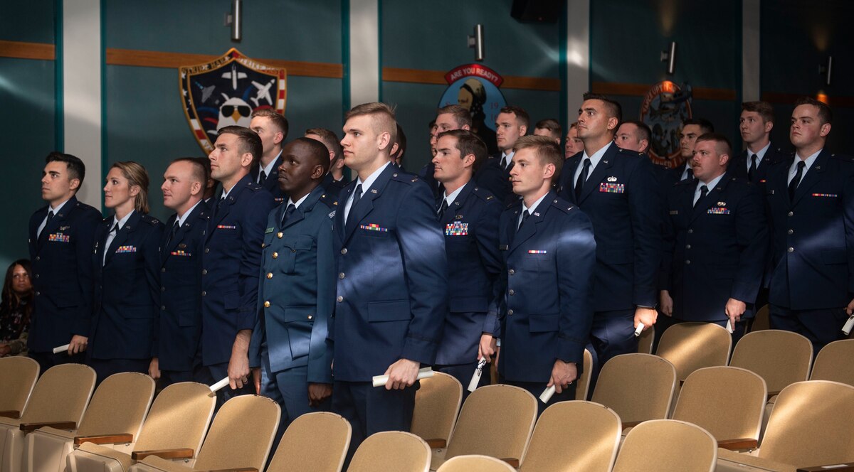 Team Vance delivers pilots -- one graduation at a time > 33rd Fighter ...