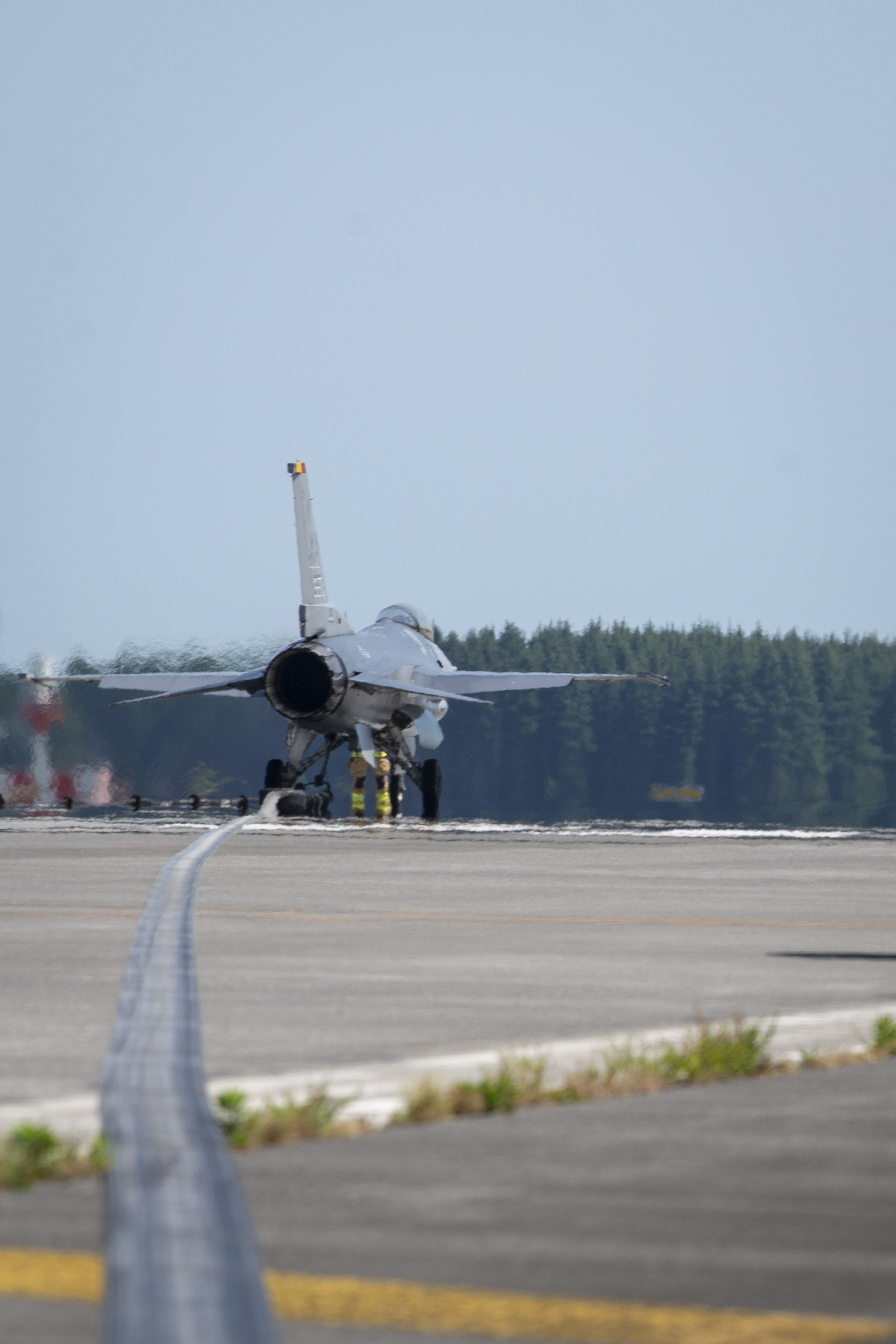 PACAF demo pilot helps Yokota certify runway safety system > Misawa Air ...