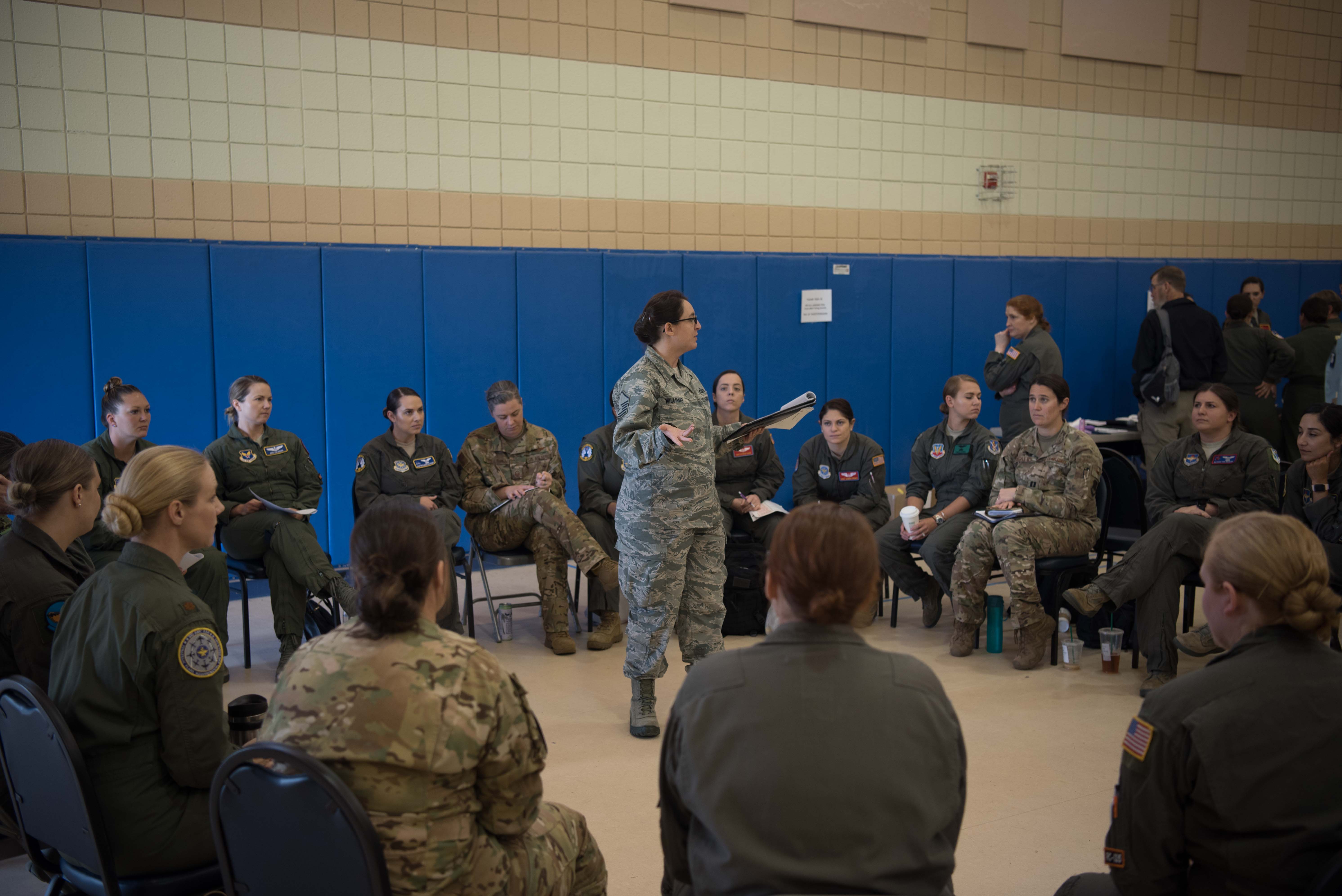 Flight equipment redesigned to better fit female aviators > Air Force ...