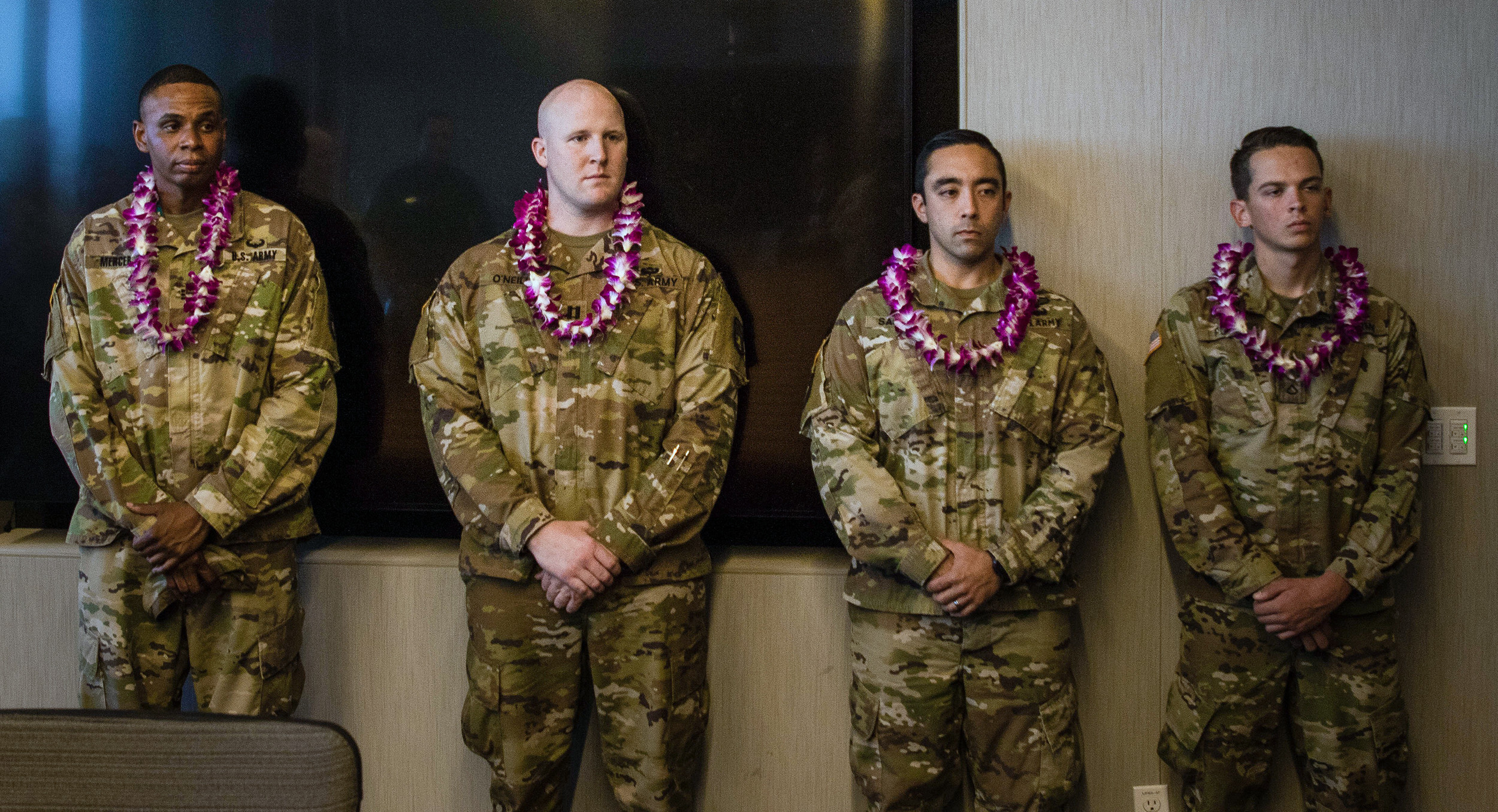 Hawaii Base Soldiers Subdue Irate Passenger Aboard Plane > U.S. Indo ...