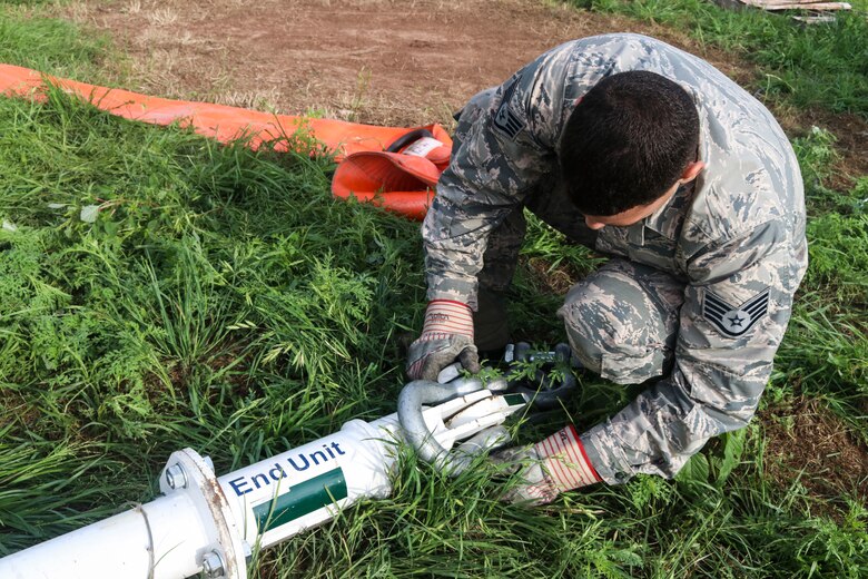 Airmen complete Crashed Damaged Disabled Aircraft Recovery training ...