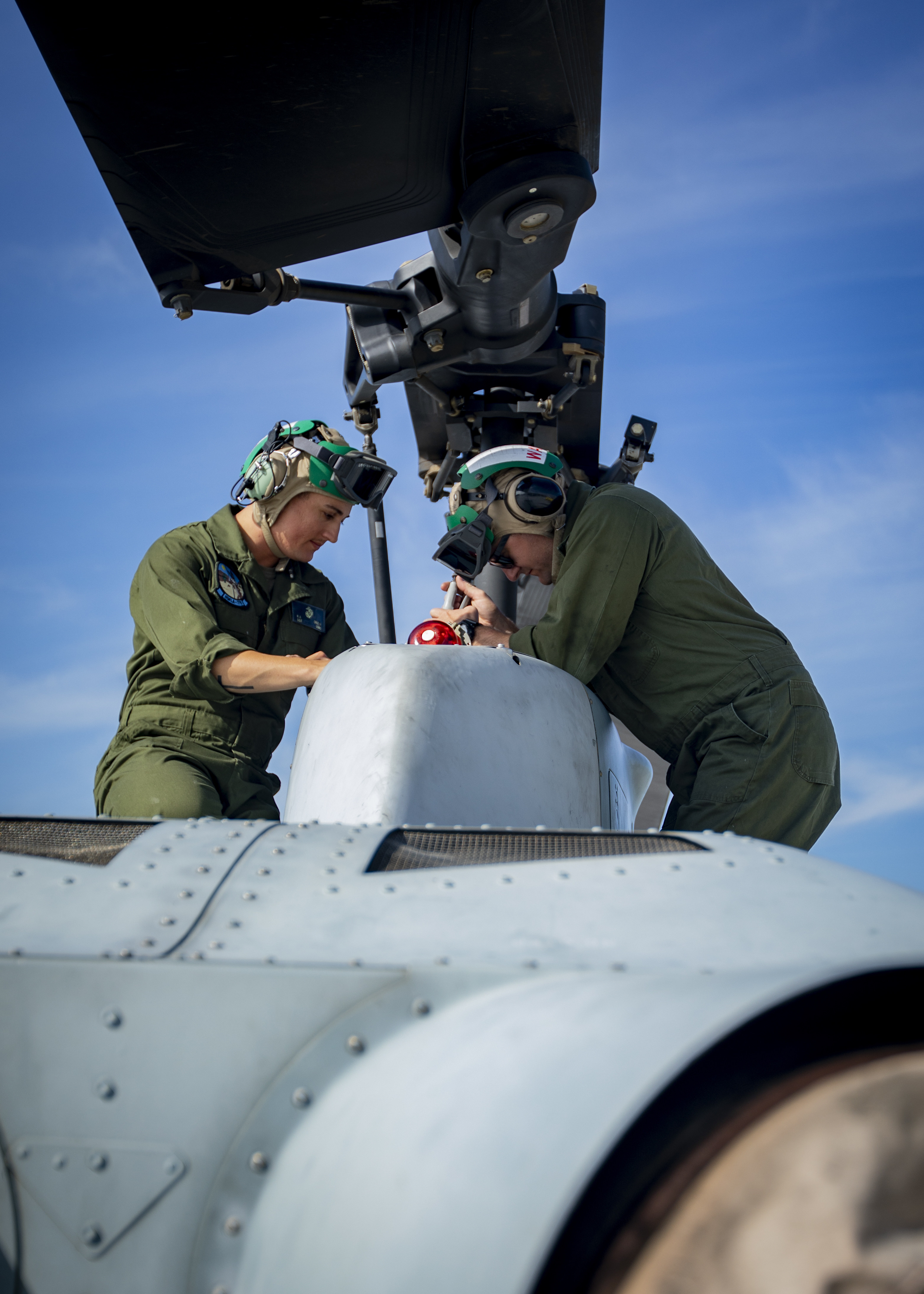 MAG-41 Marines conduct maintenance checks in Canada