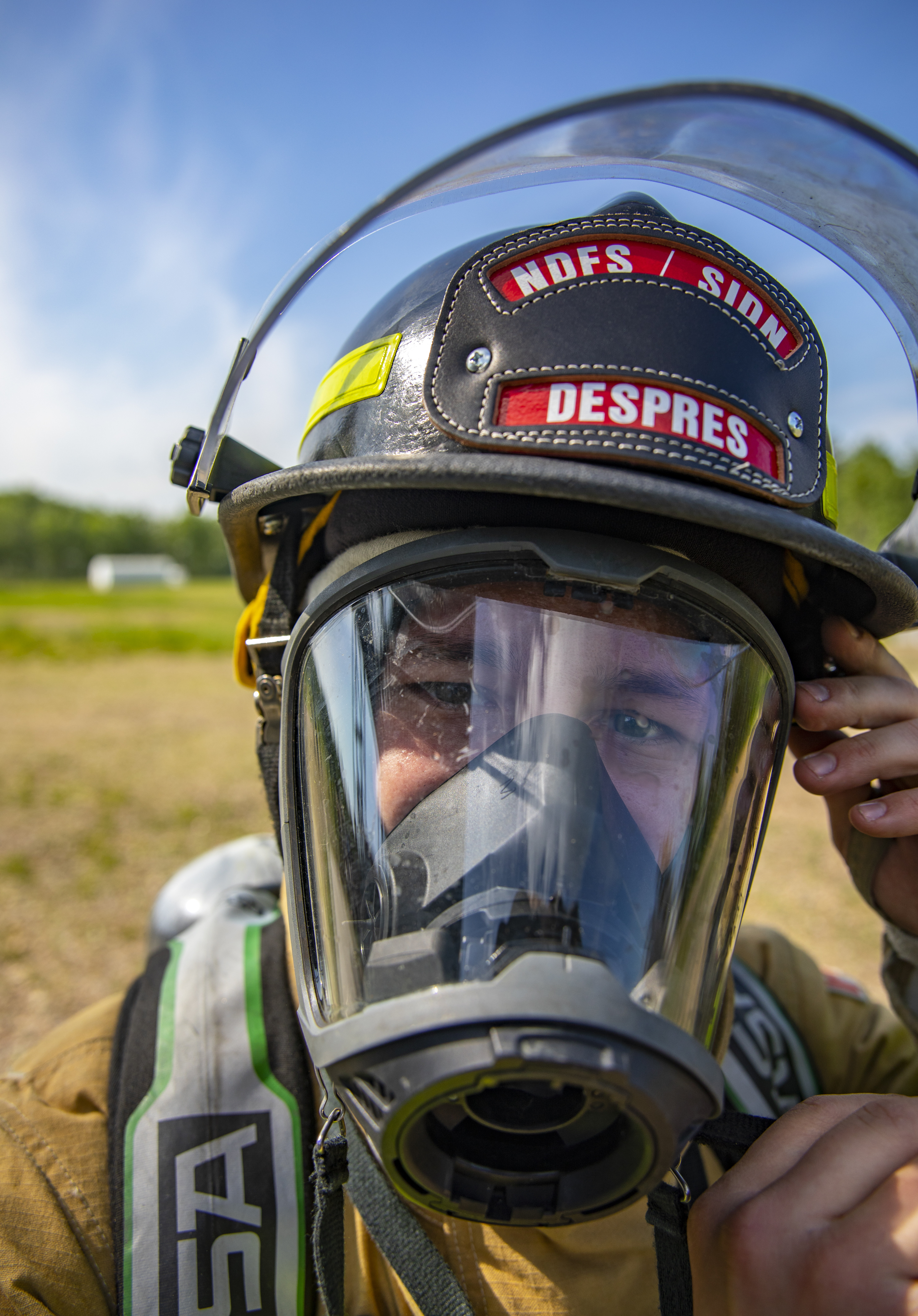 U.S. Marine Corps, Canadian firefighters extinguish fires during ...