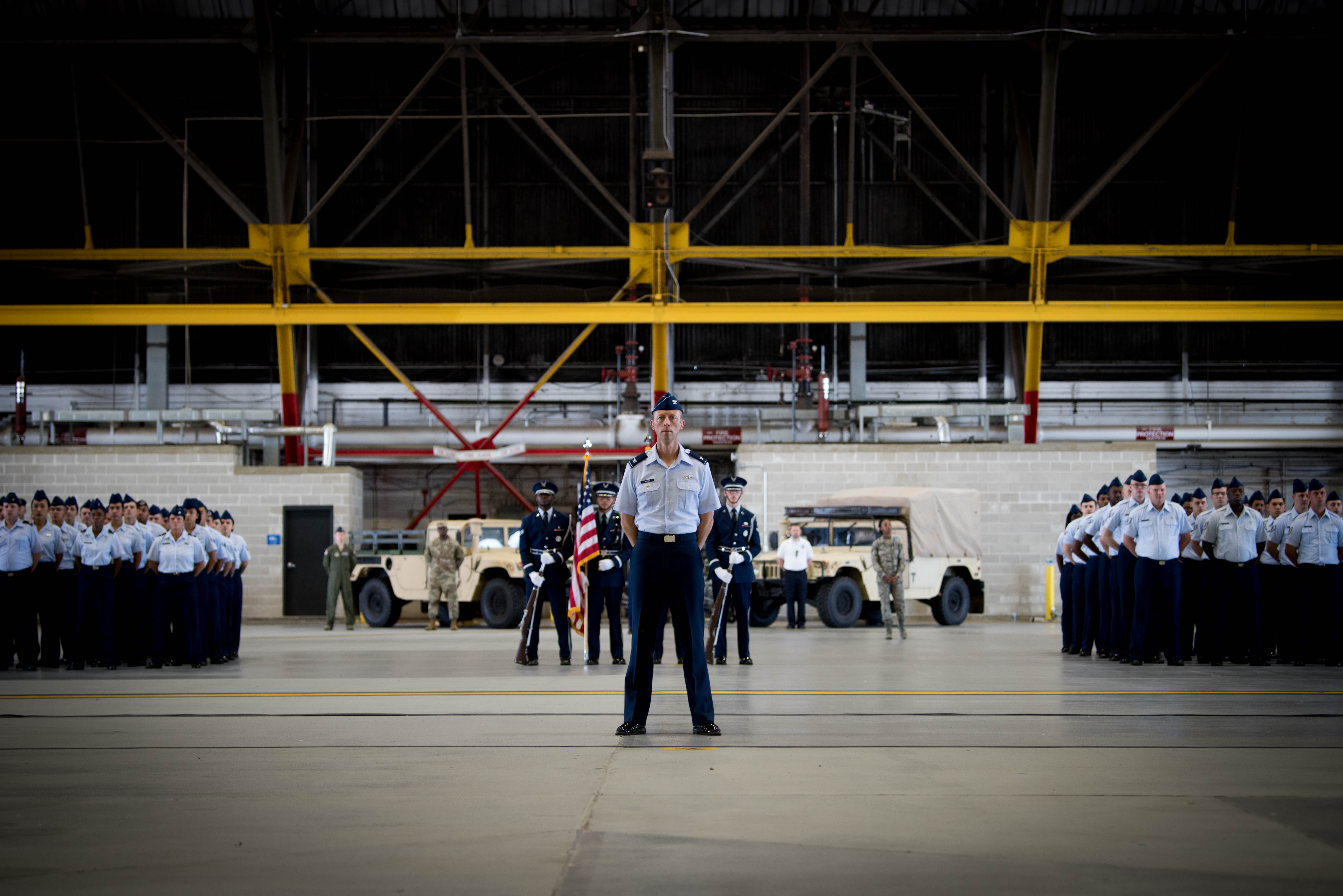 Heathman takes reigns of 375th AMW > Scott Air Force Base > News