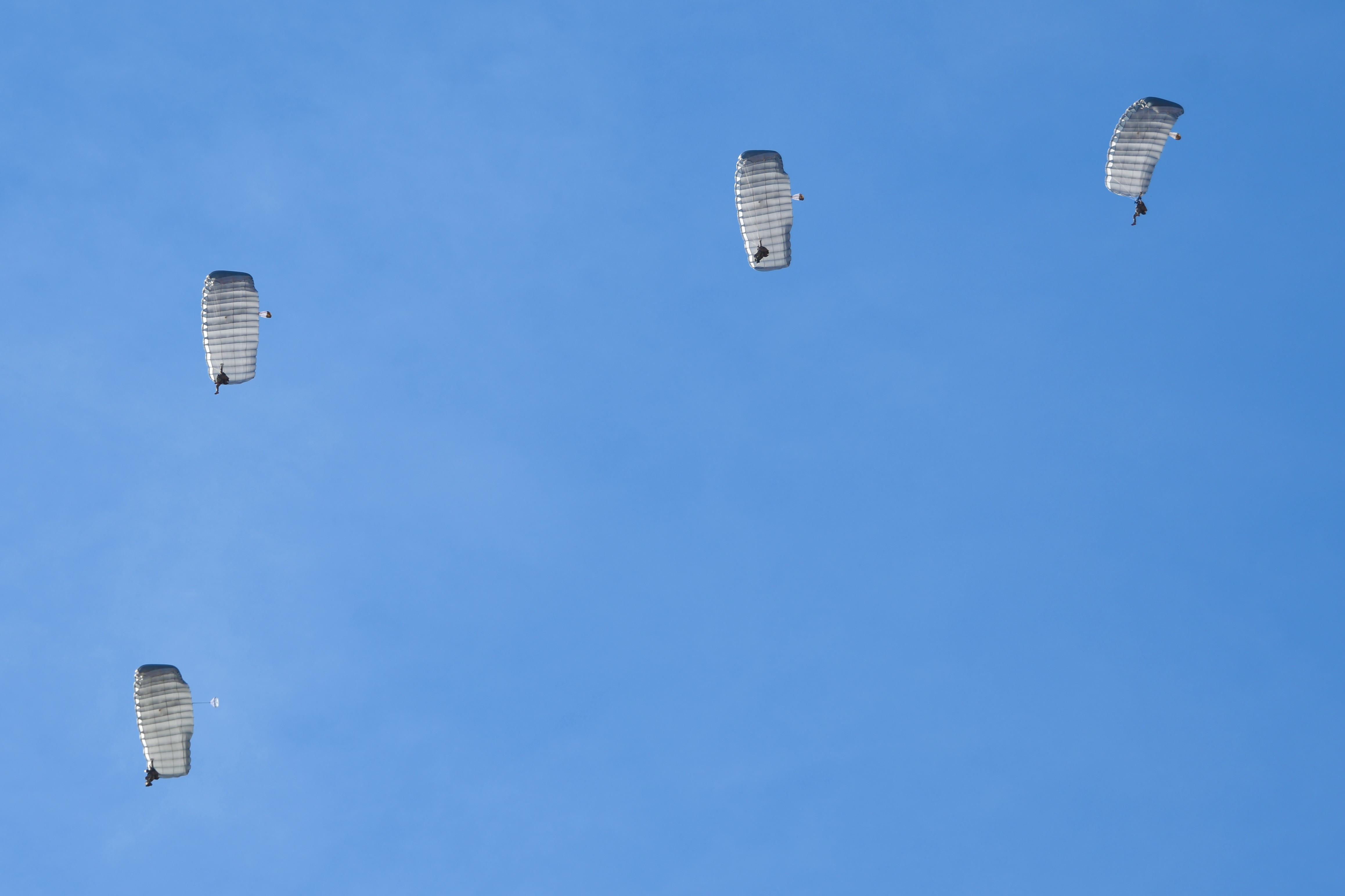 68th RQS five-level upgrade jump training course > Davis-Monthan Air ...