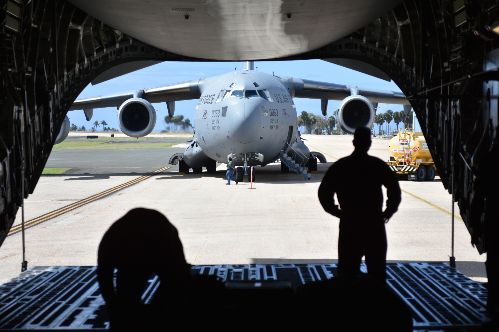 Fly away mission enhances readiness > 446th Airlift Wing > Features