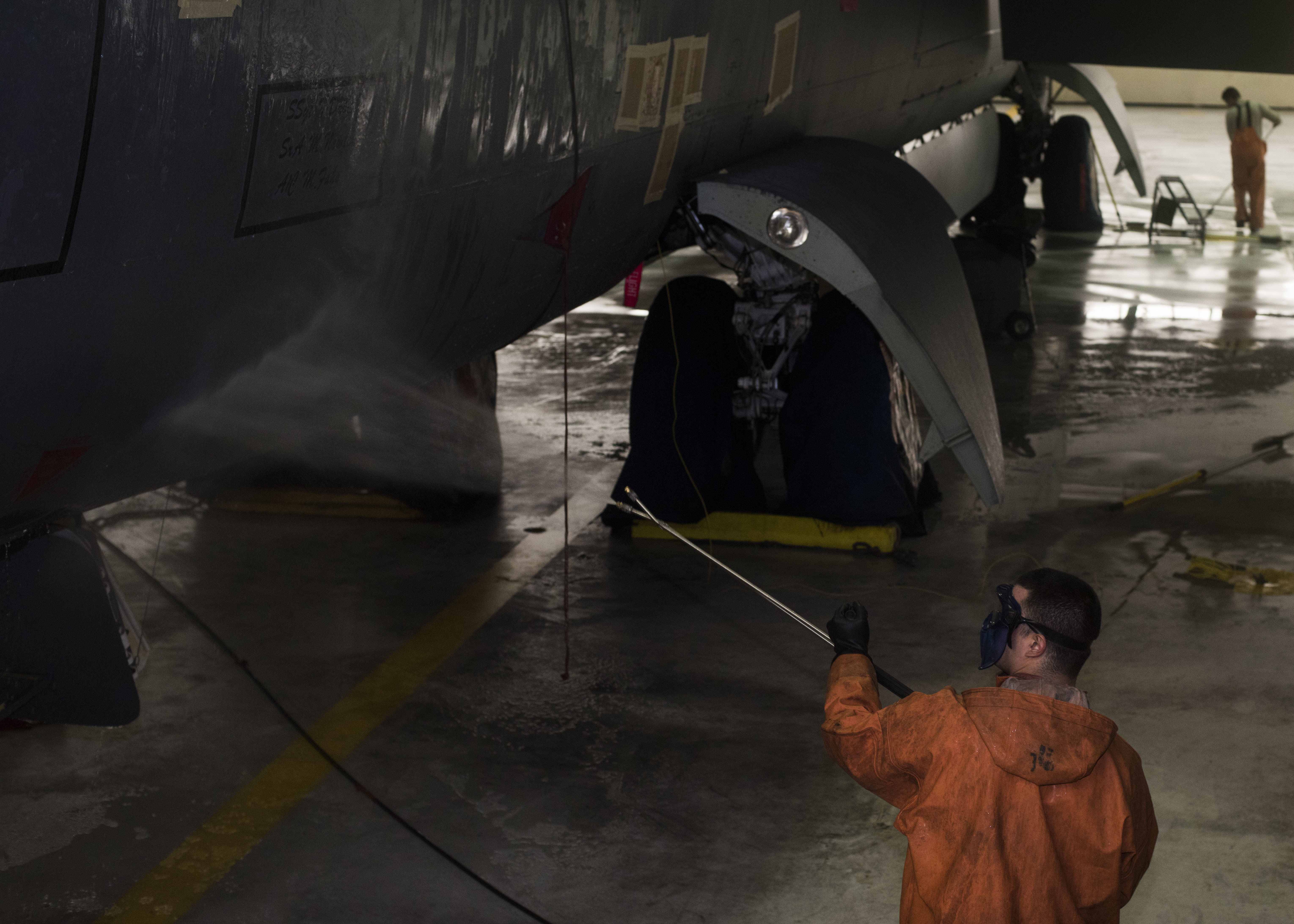 Working at the BUFF wash > Minot Air Force Base > Article Display