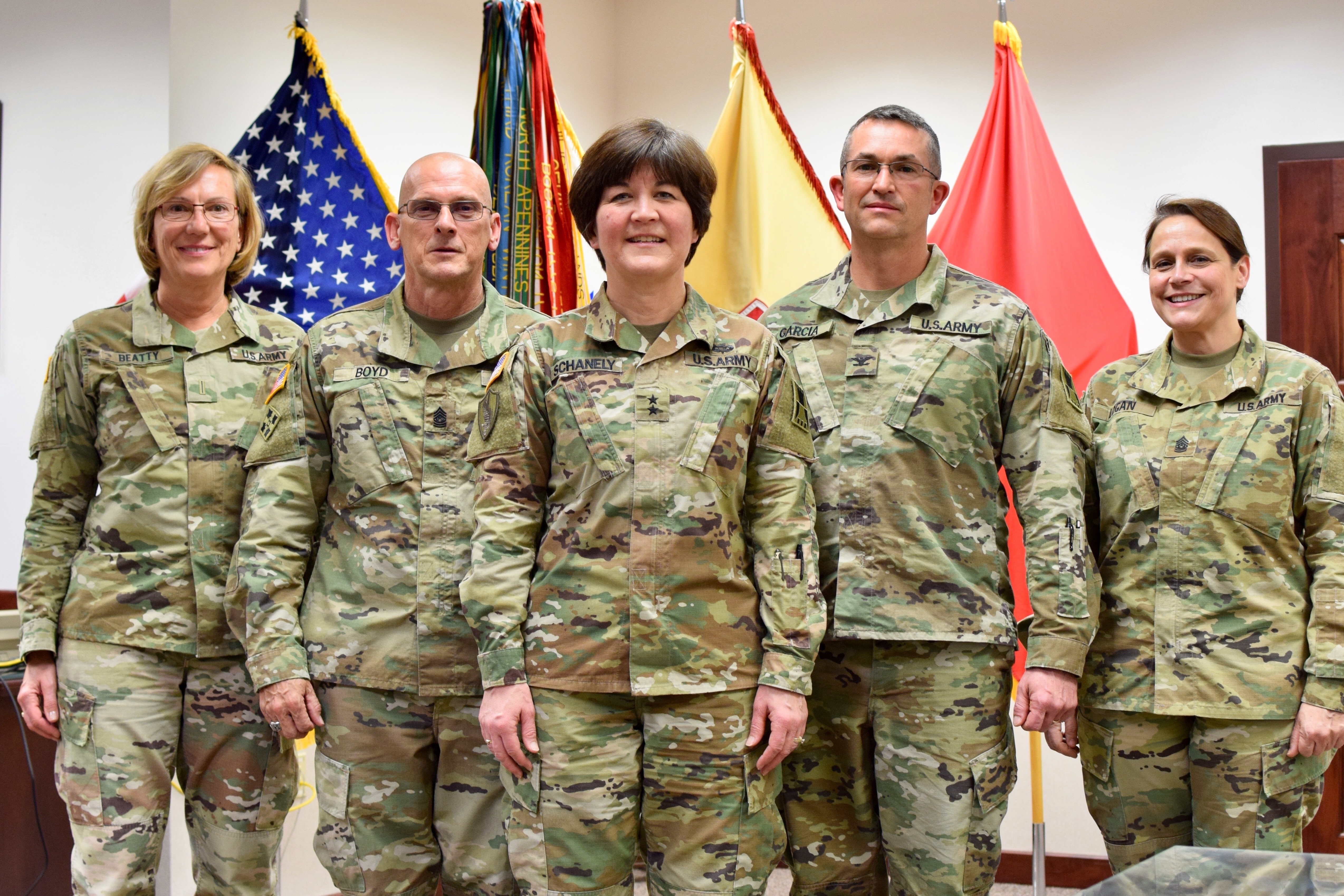 416th TEC establishes new 647th RSG > U.S. Army Reserve > News