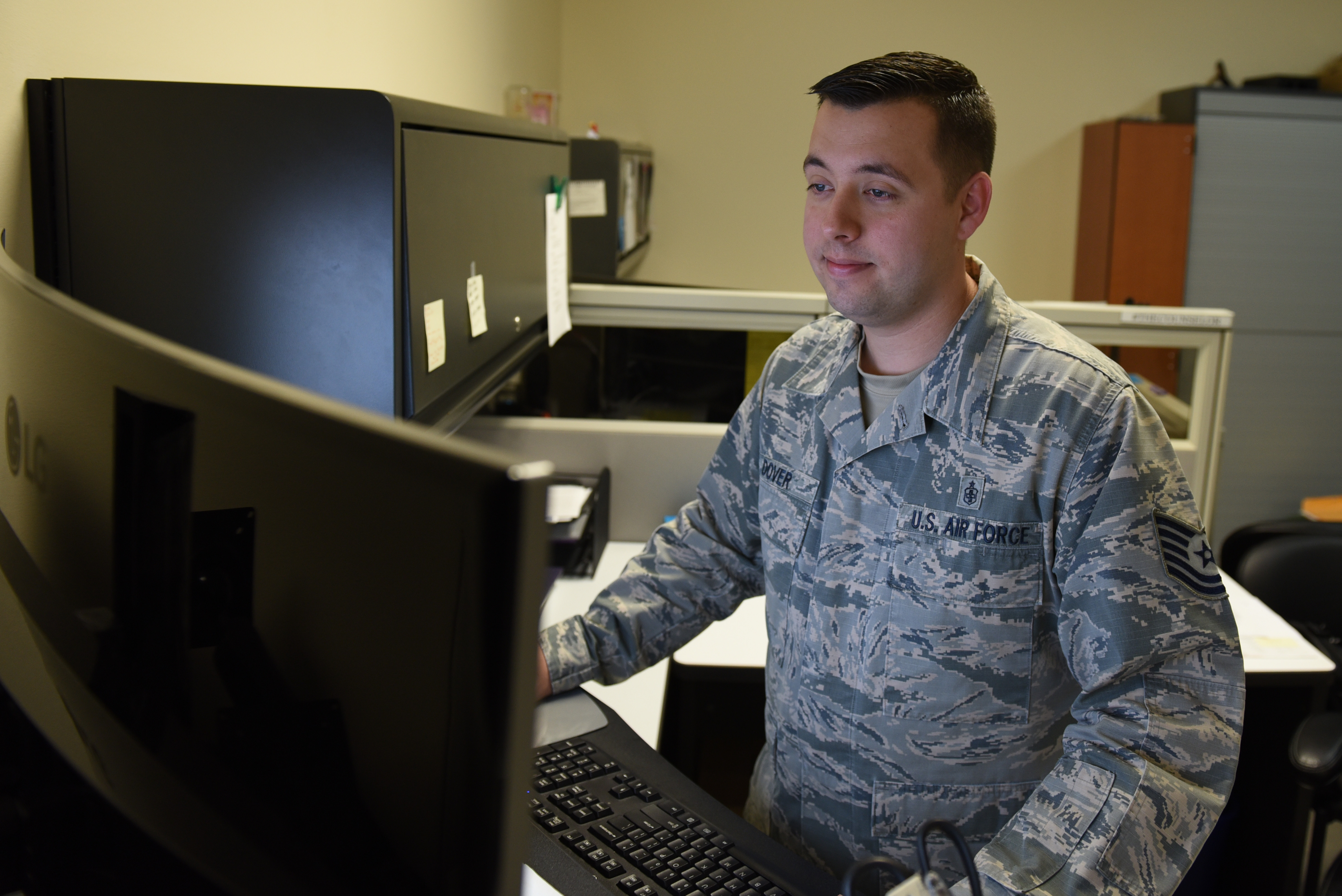 Travis Airmen recognized for medical annual awards > Travis Air Force ...