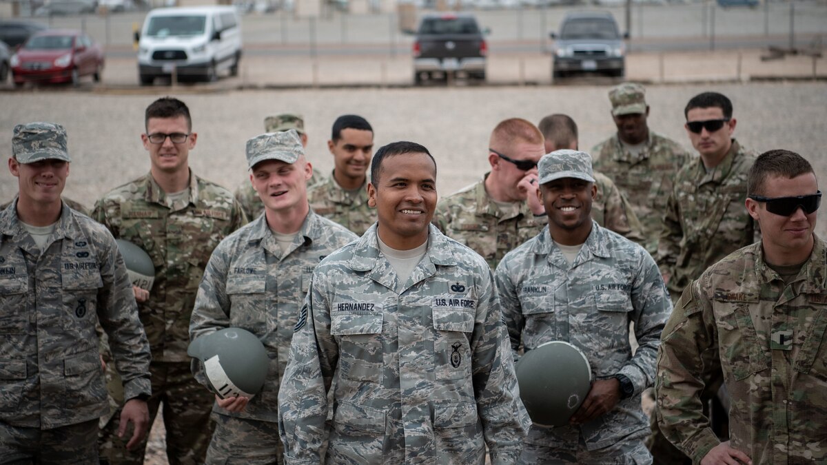 Air power becomes air assault > Kirtland Air Force Base > Article Display