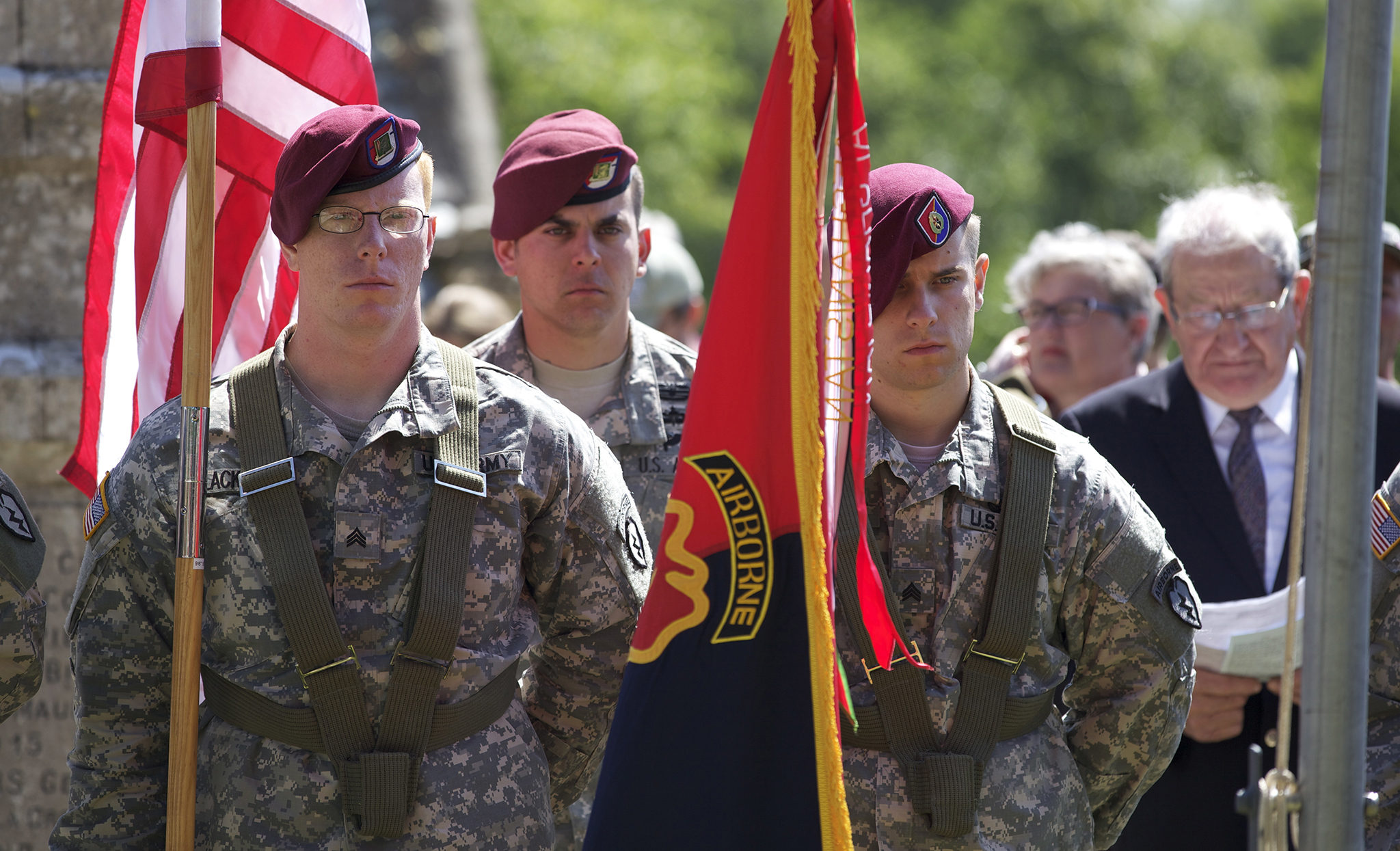 25th Infantry Brigade Combat Team (Airborne) color guard at a ceremony ...