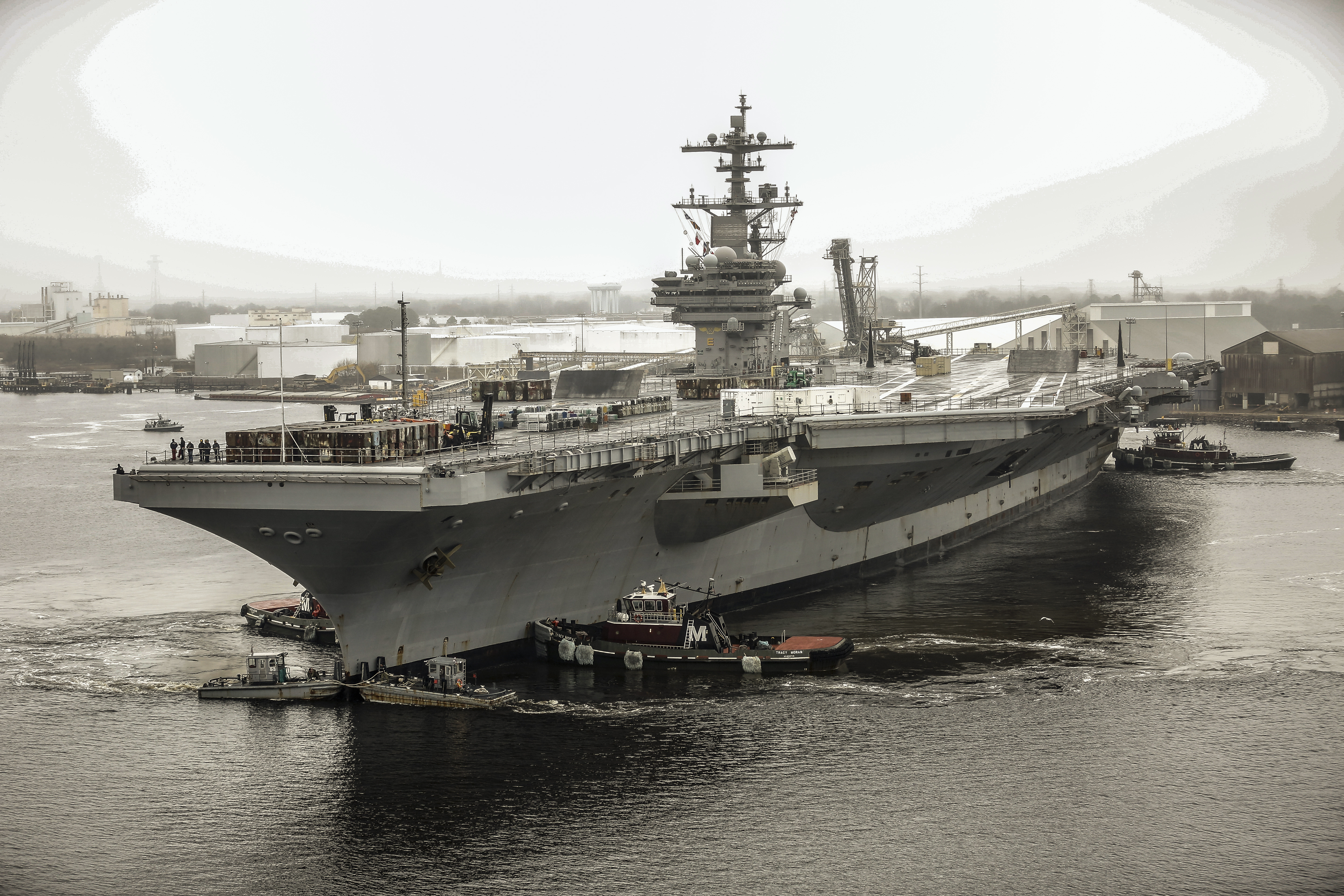 Norfolk Naval Shipyard welcomes USS George H.W. Bush for Drydocking ...