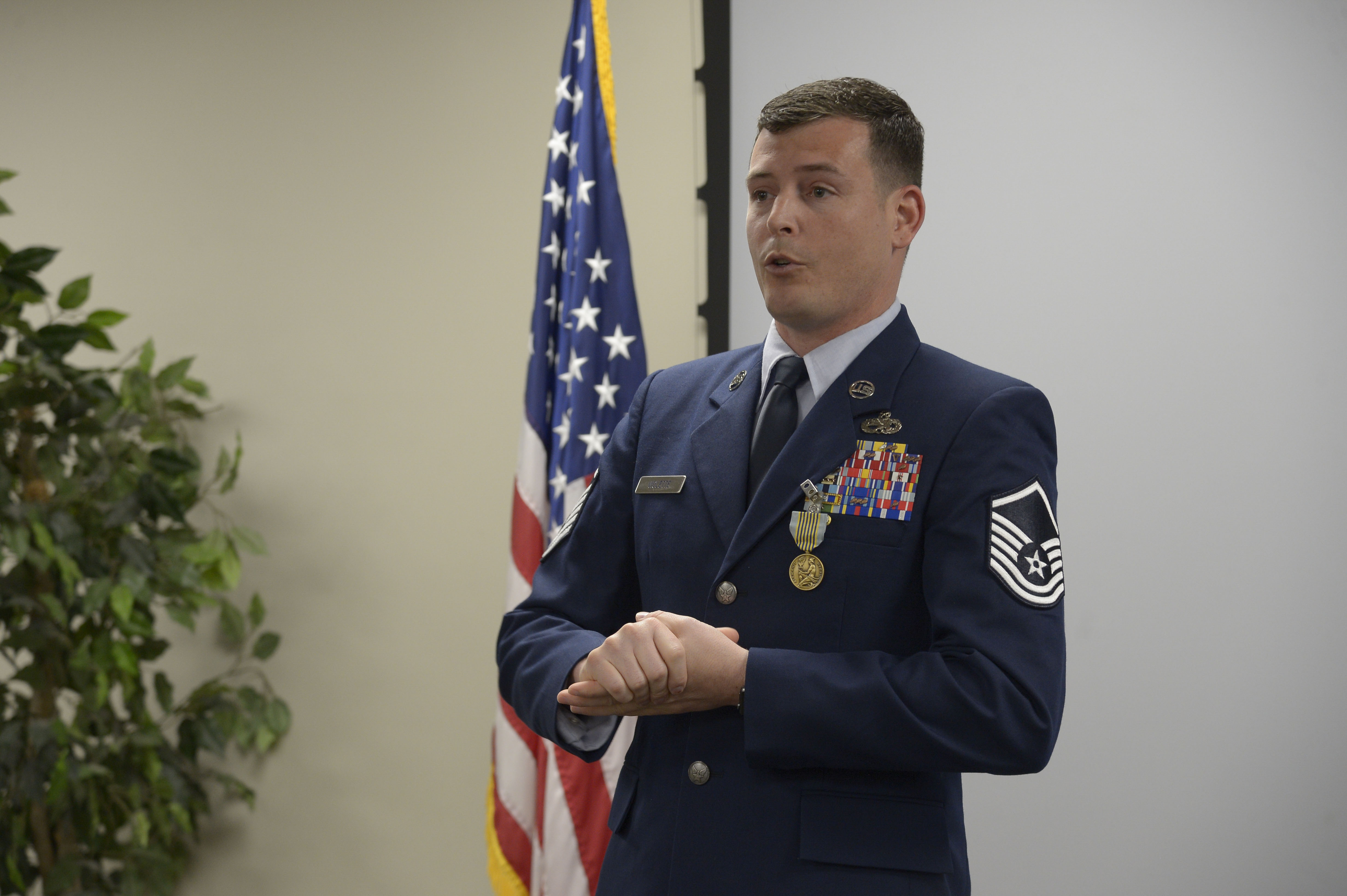 MacDill Airman displays exemplary courage > 927th Air Refueling Wing ...