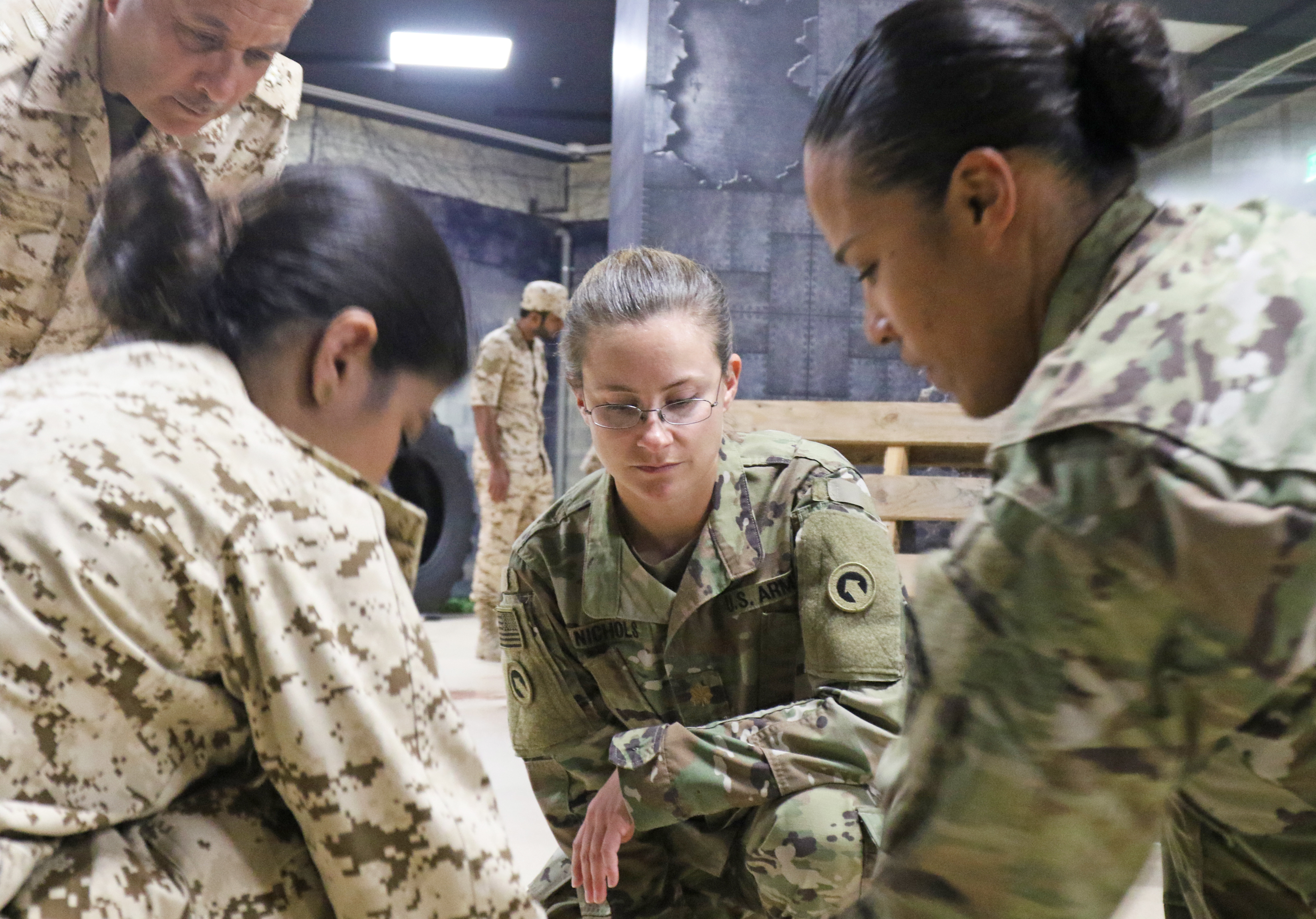 Building Medical Bonds in Bahrain > U.S. Army Central > News | U.S ...