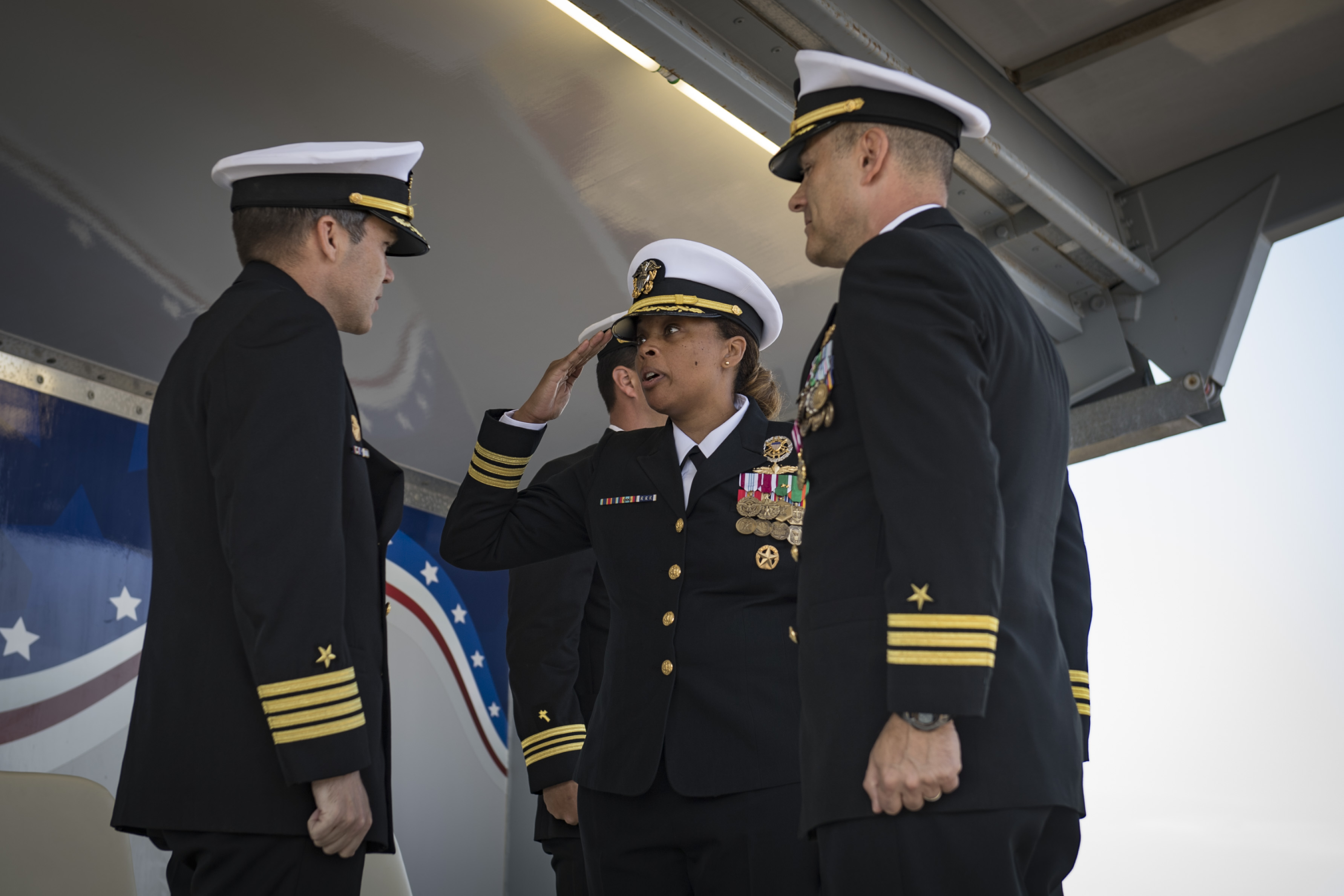 USS Donald Cook Changes Leadership > U.S. Naval Forces Europe and ...