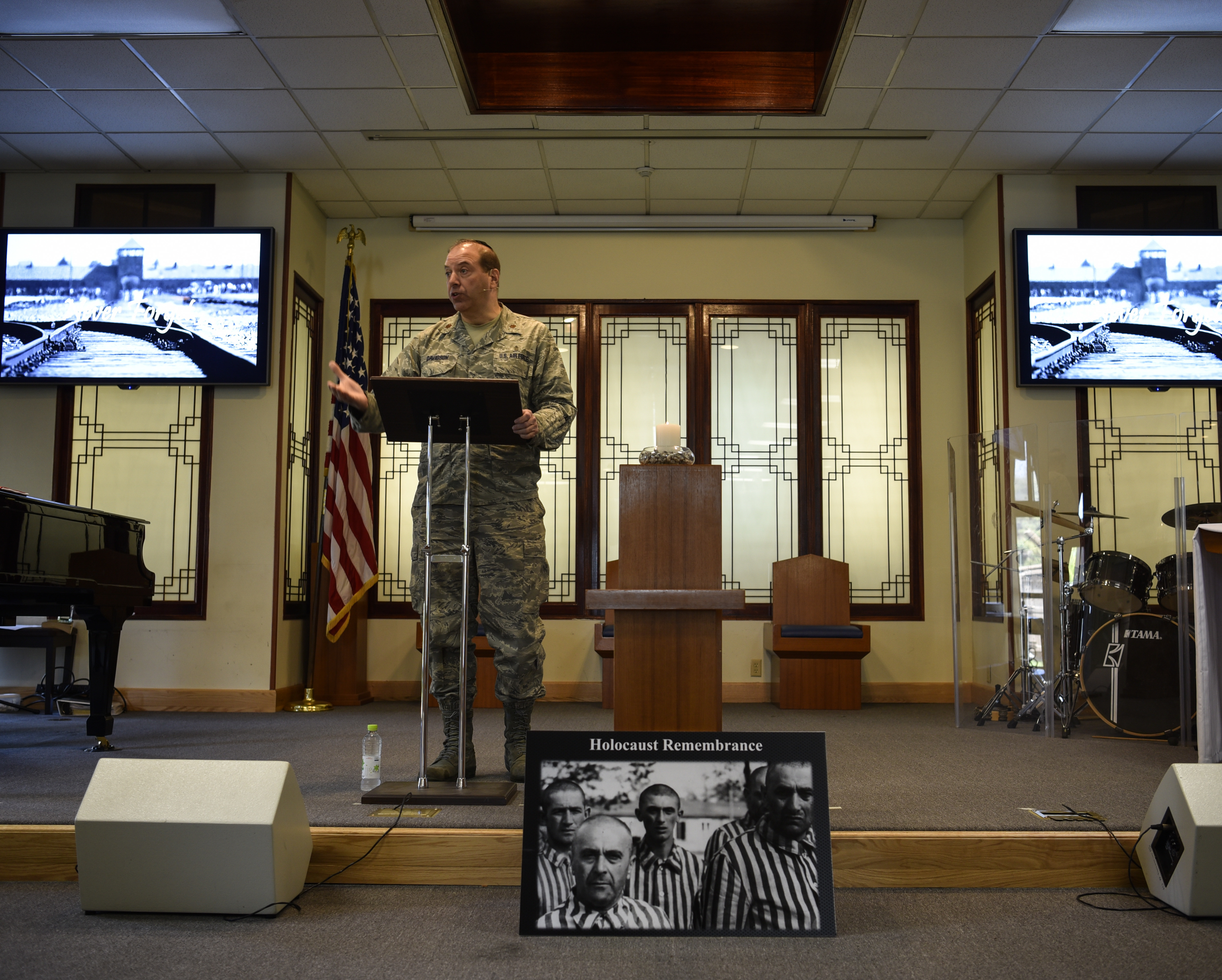 8th FW remembers Holocaust > Kunsan Air Base > Commentaries