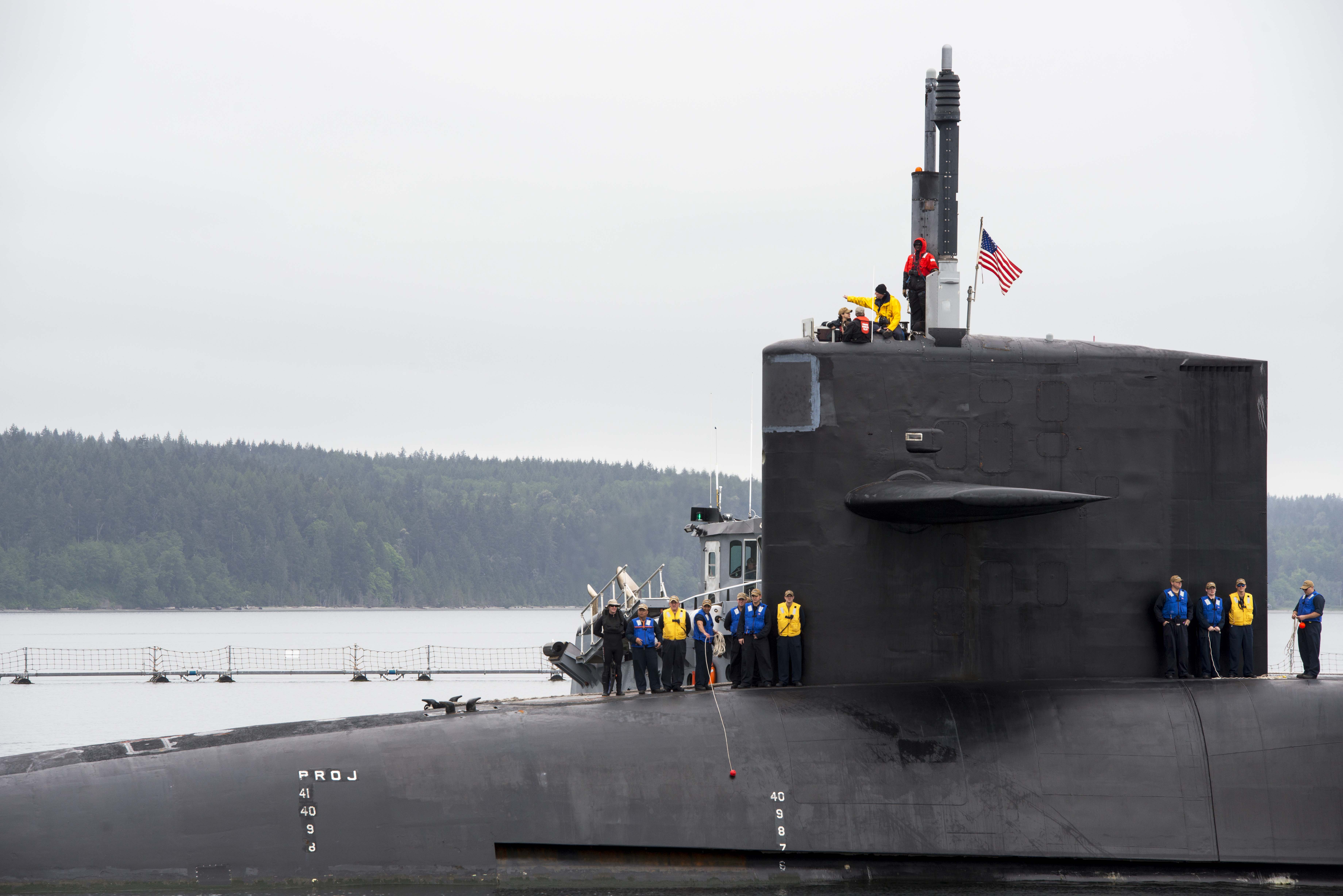 190513-N-UD469-0056