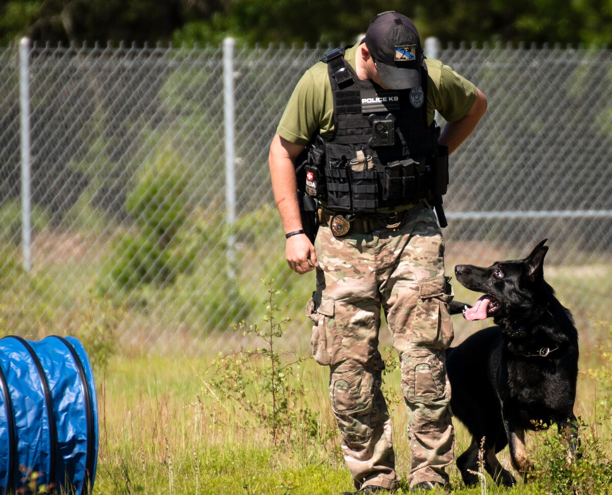 Local K-9 teams compete > Tinker Air Force Base > Article Display