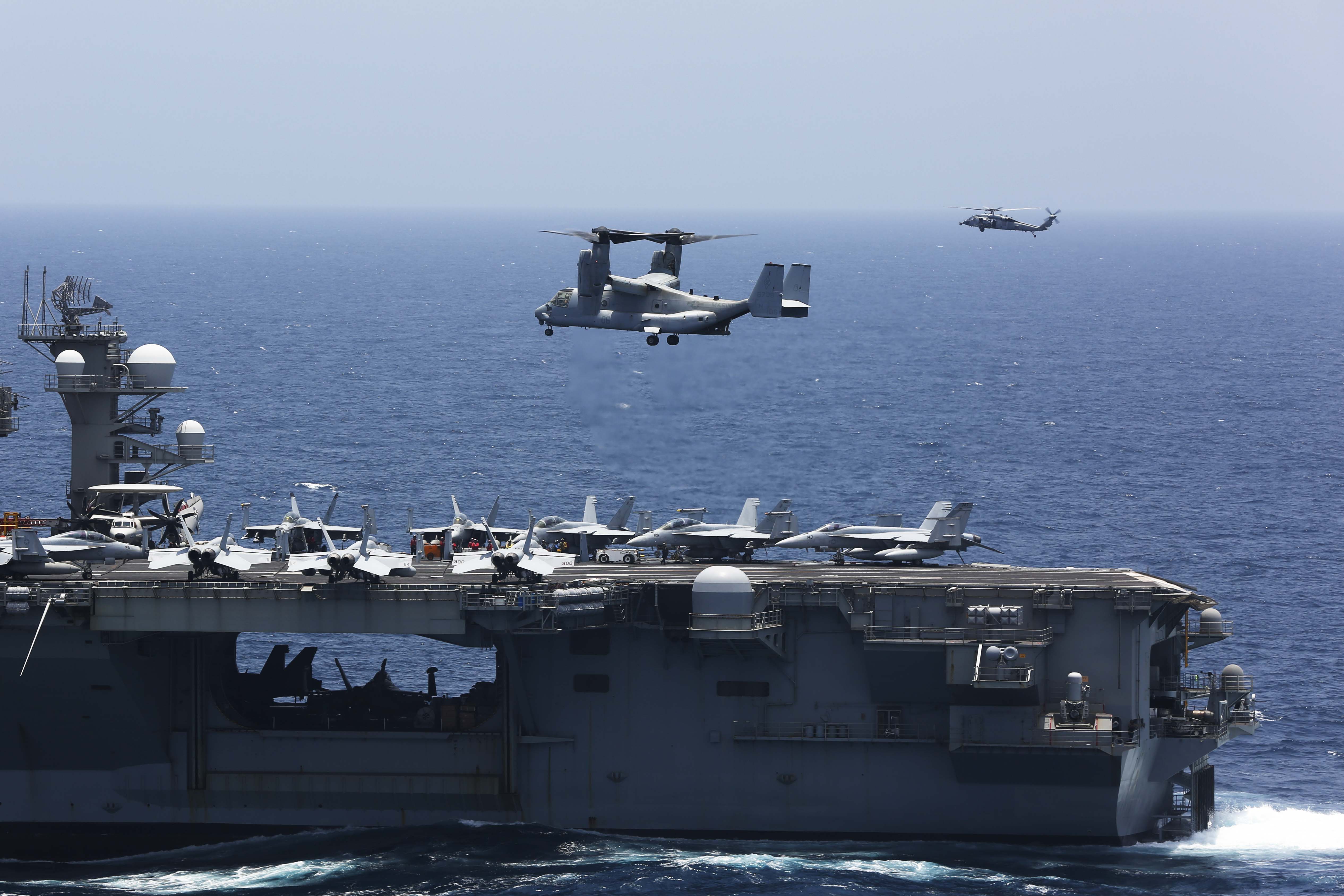 Abraham Lincoln CSG and Kearsarge ARG Conduct Joint Operations in U.S ...