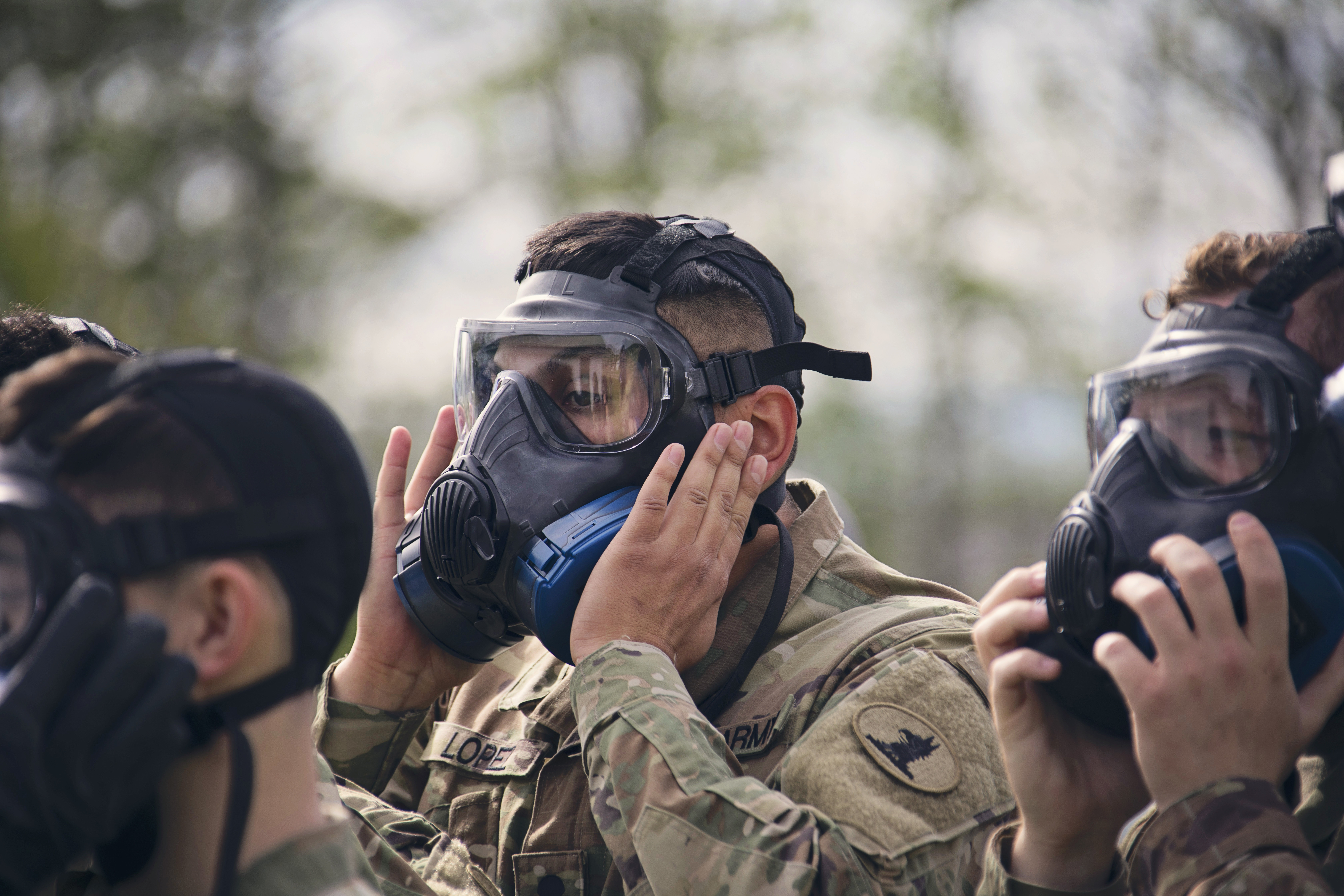 Delaware Guard Leaders Visit Soldiers at FIG