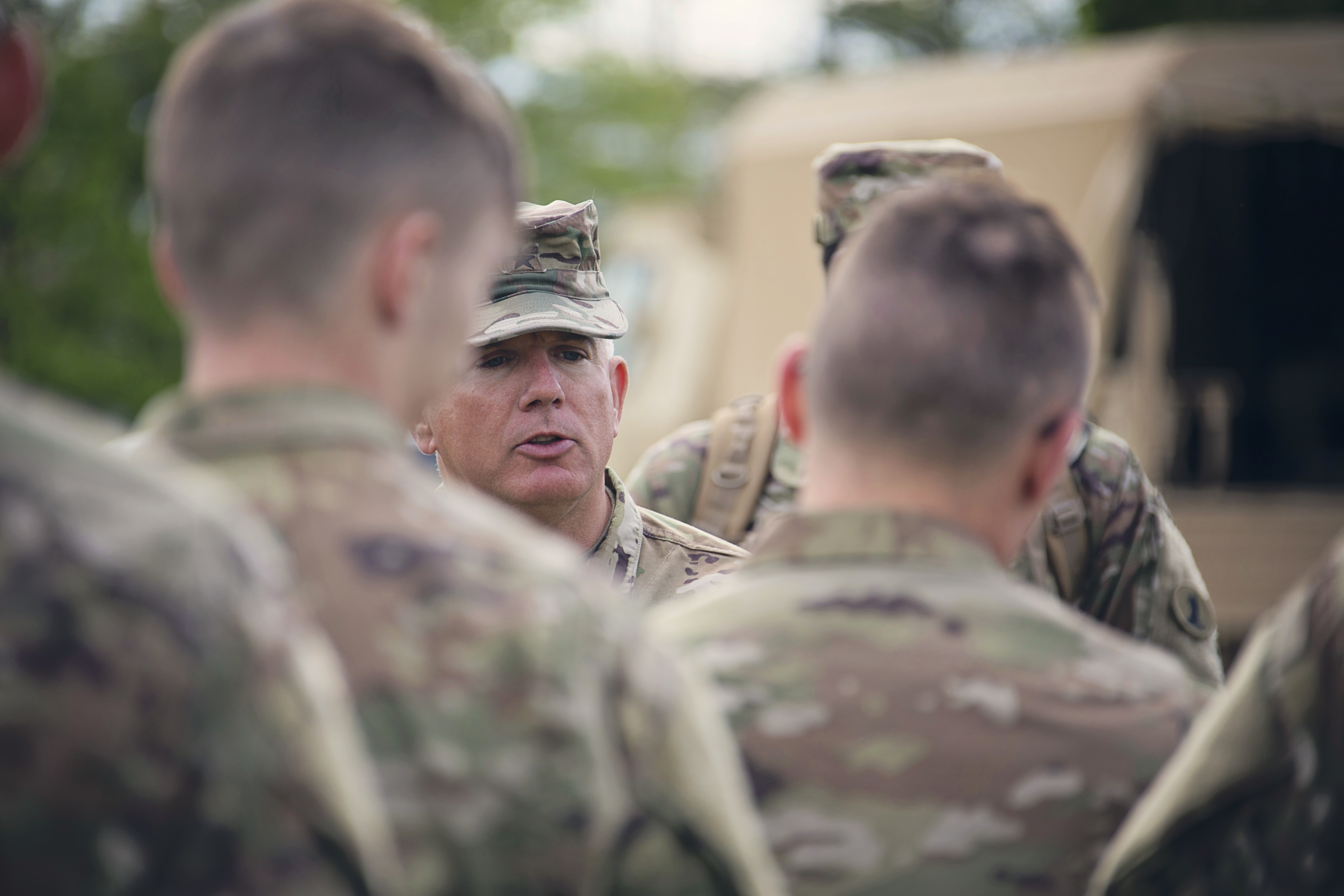 Delaware Guard Leaders Visit Soldiers at FIG