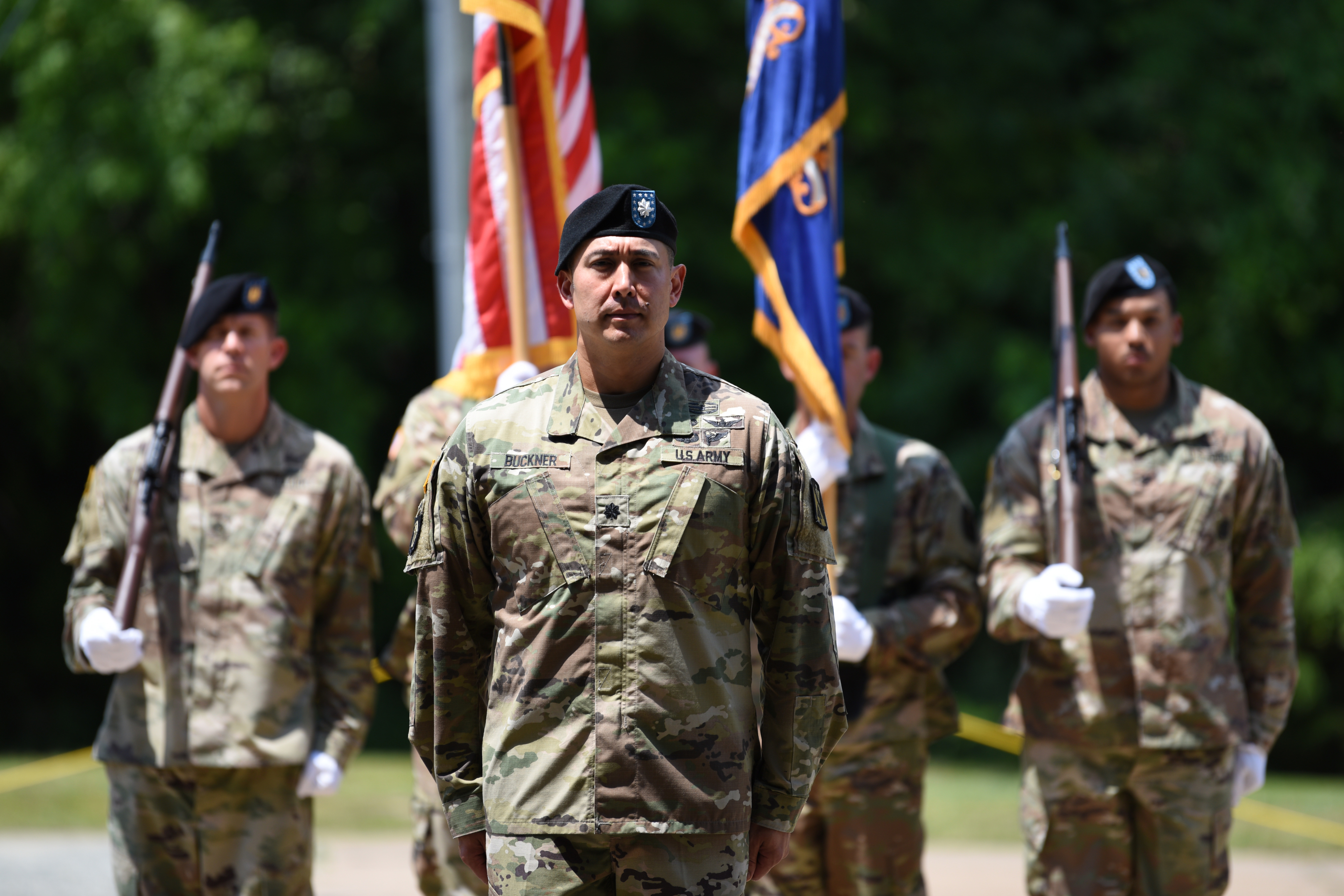 1st Battalion, 210th Aviation Regiment change of command ceremony ...