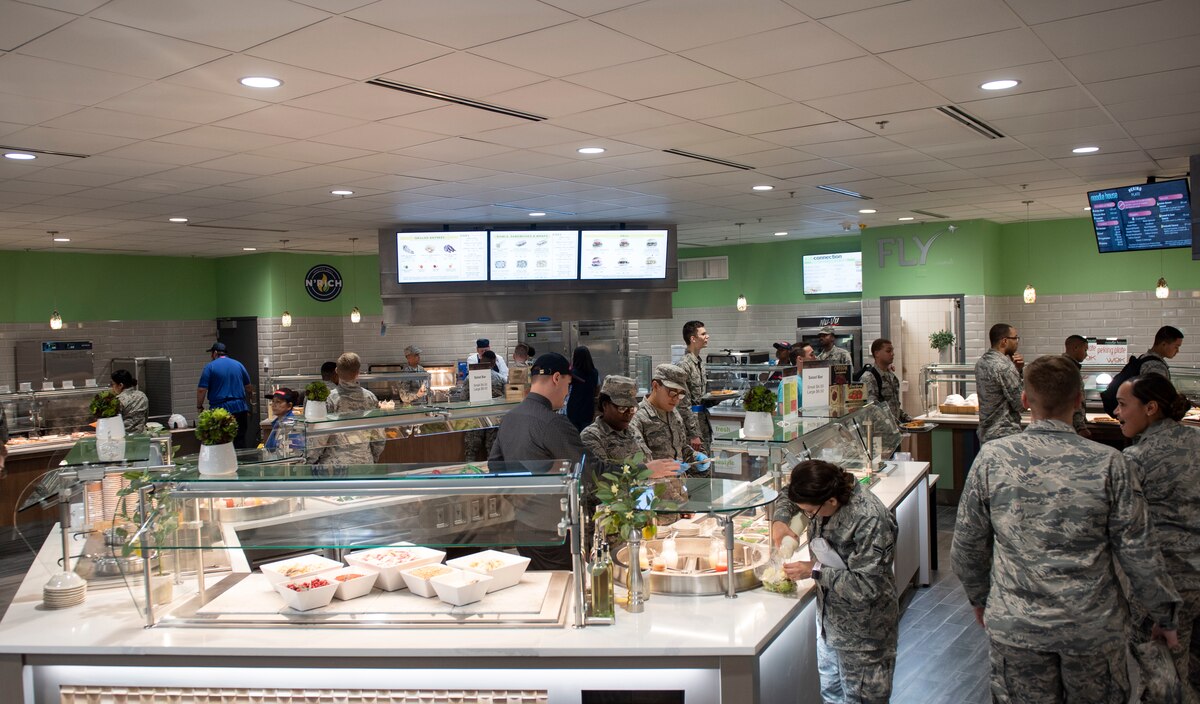 Nightingale Dining Facility launches Food 2.0 initiatives > Scott Air ...