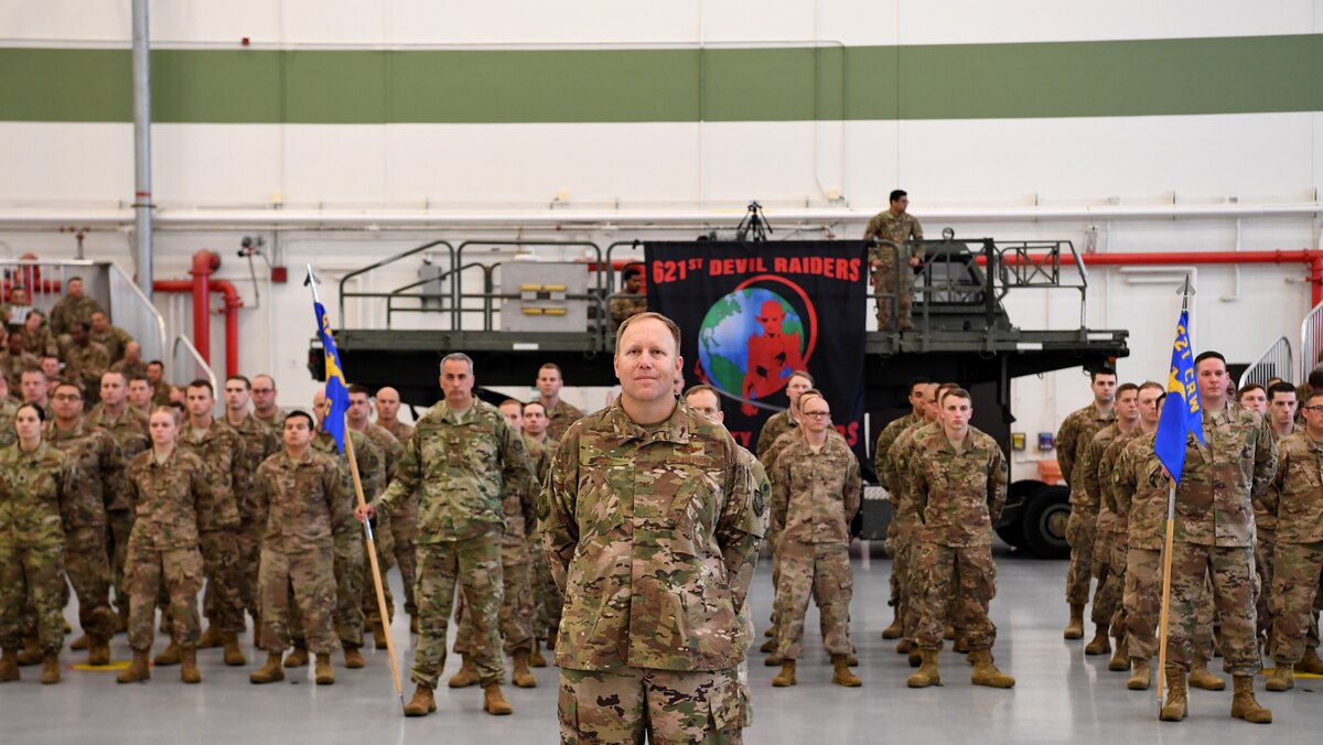 Devil Raiders welcome new 621st CRW commander > Travis Air Force Base ...